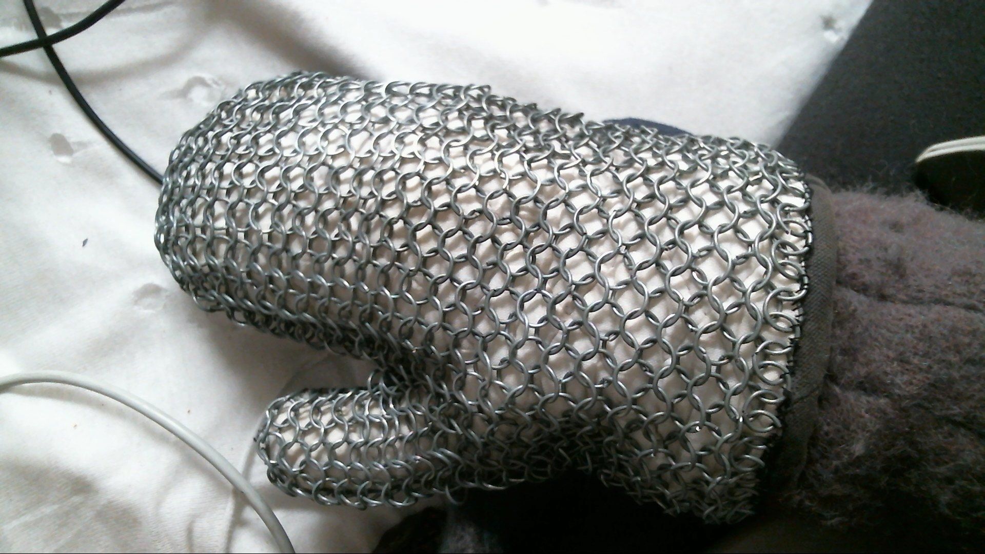 Training Gauntlets : 5 Steps - Instructables