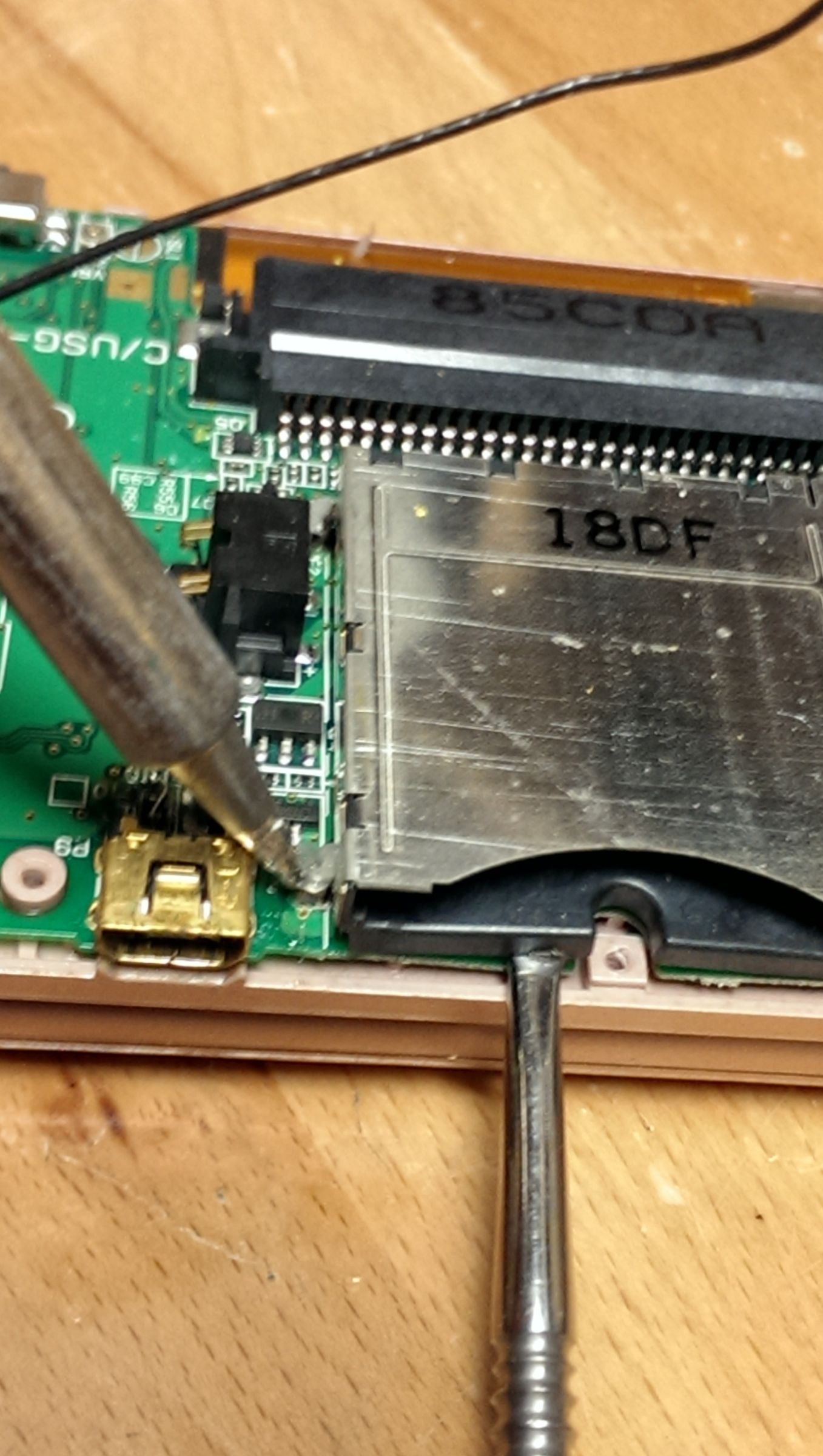 How to Fix a Broken Ds Lite : 16 Steps - Instructables