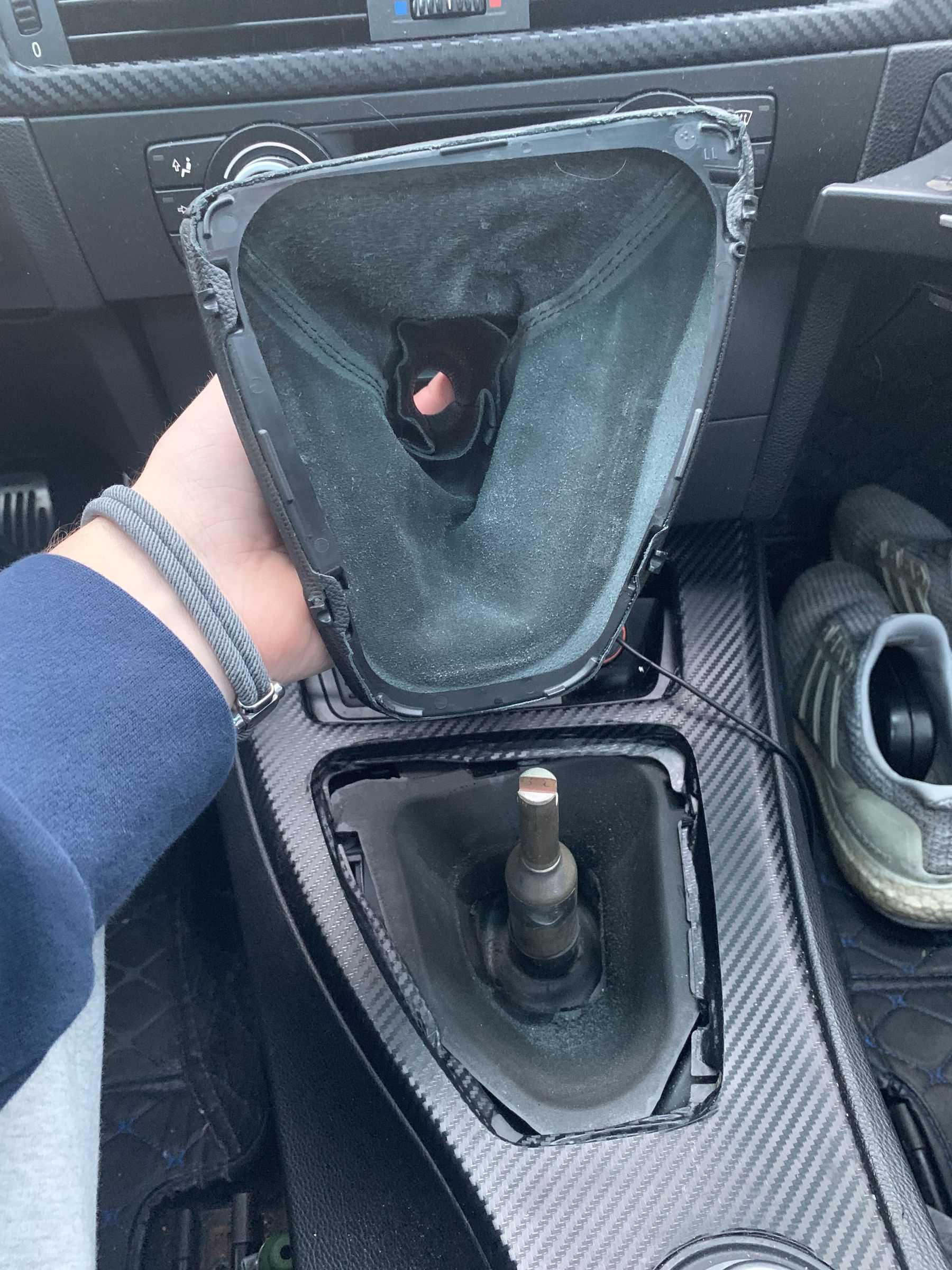 BMW Gated Shifter Cover (2007 335i) : 4 Steps - Instructables