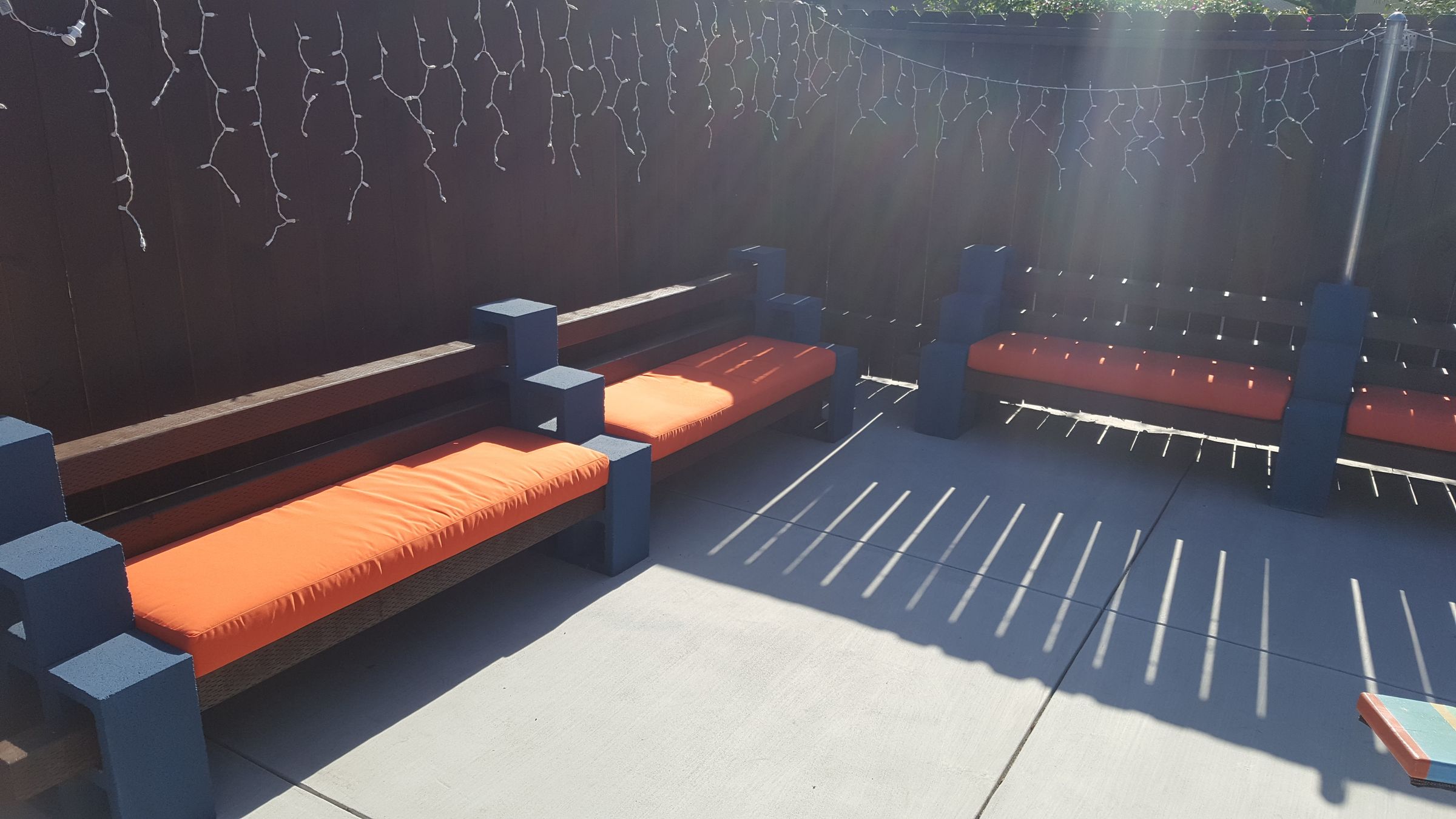 Easy Outdoor Cinder Block Benches : 9 Steps (with Pictures) - Instructables