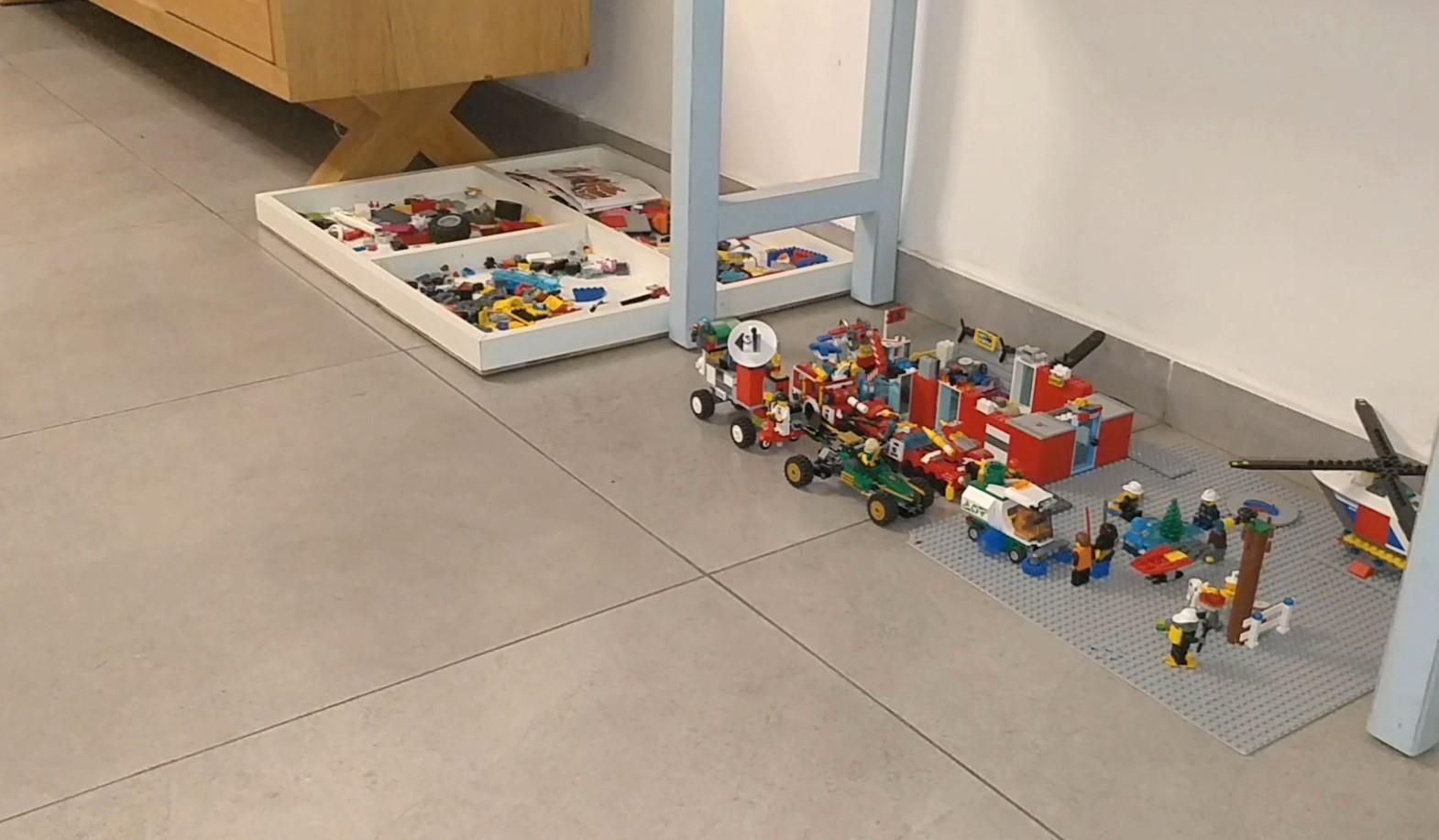 Simple Lego Tray / Legos Organizer / Storage From Scrap Wood DIY : 24 ...