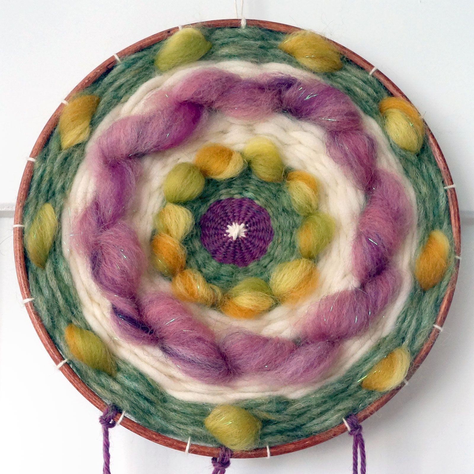 Woven Hoop Art : 9 Steps (with Pictures) - Instructables