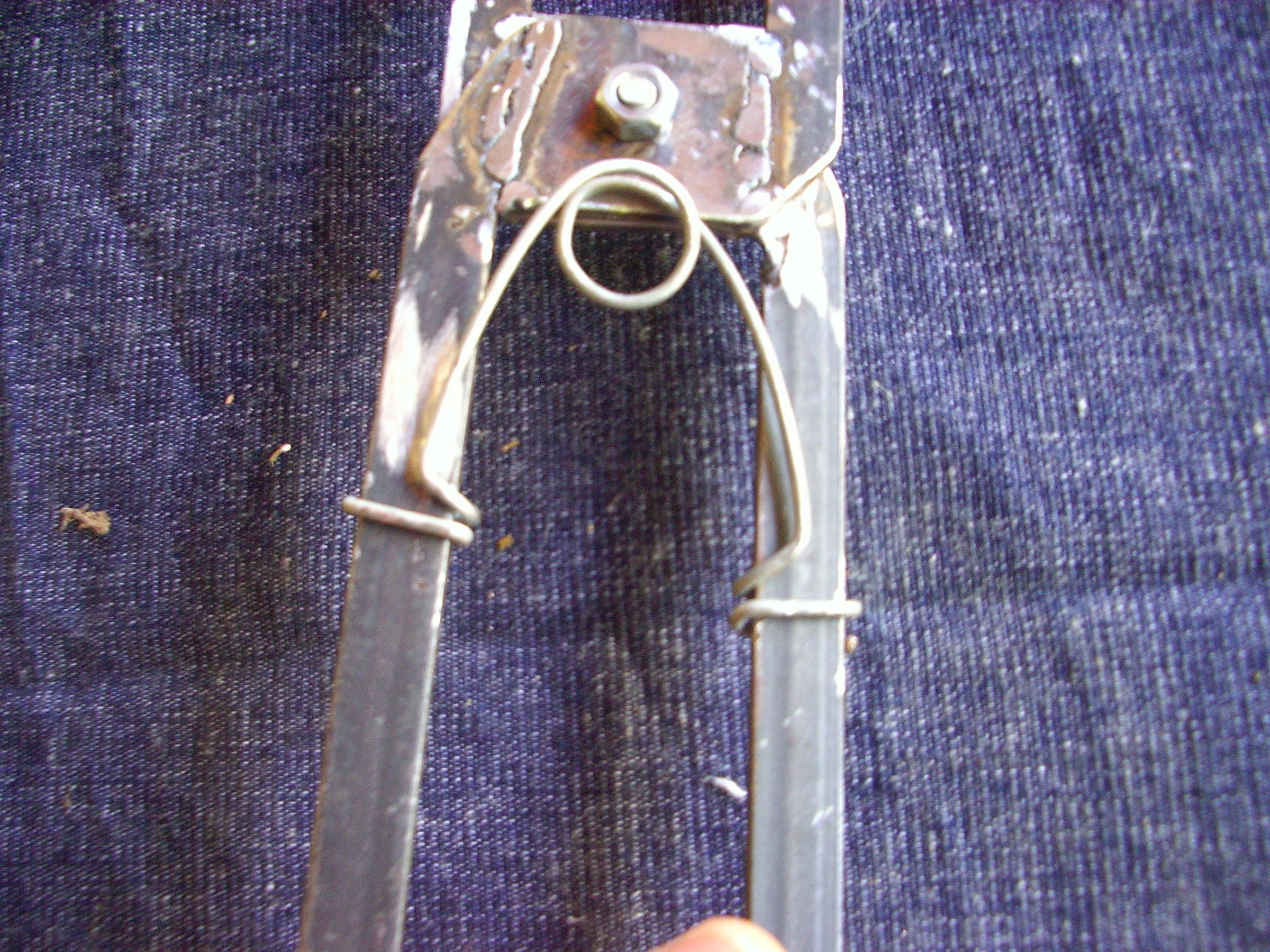 Forge Tong (pinza Para Fragua) : 4 Steps - Instructables