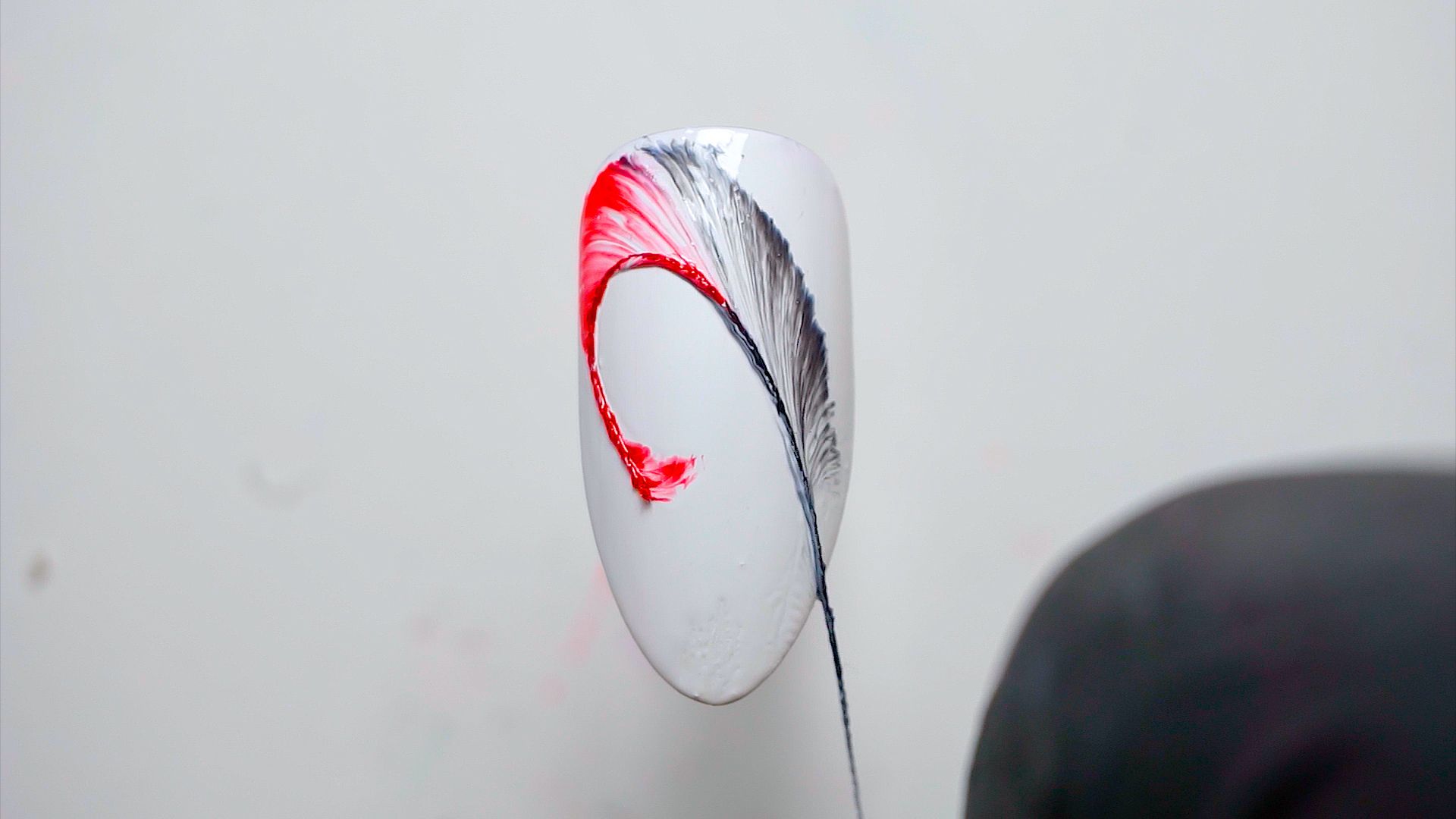 Thread Nail Art Tutorial : 6 Steps (with Pictures) - Instructables