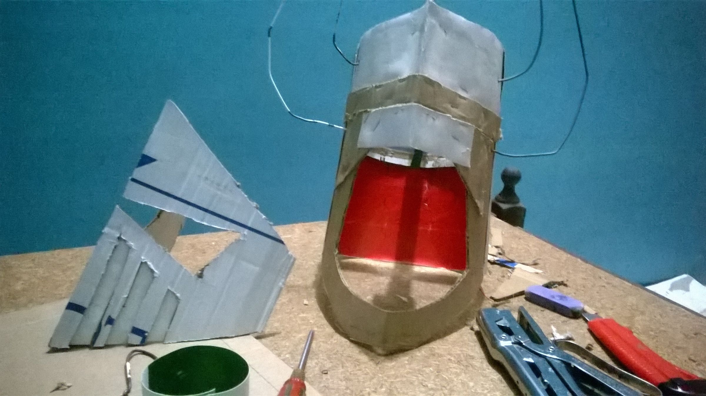 Castle Crashers - Necromancer's Helmet : 19 Steps - Instructables