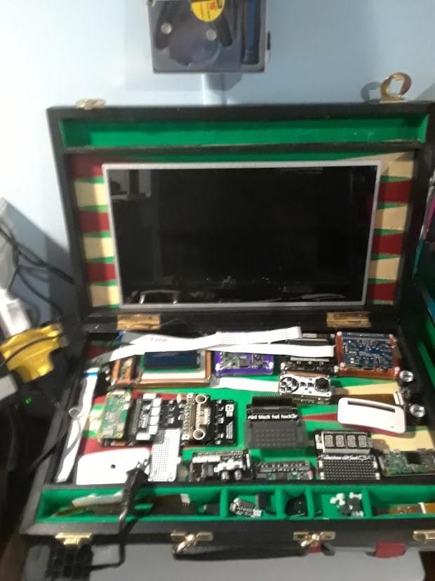 Apple Power Brick to Tape Measure Mod : 9 Steps (with Pictures ...