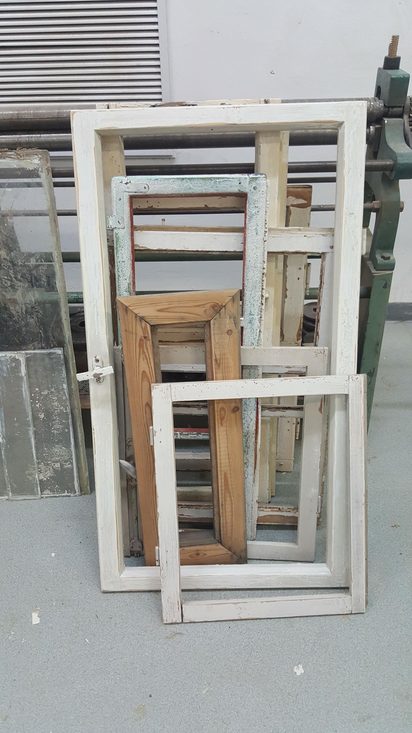 Reclaimed Window Frame : 3 Steps - Instructables