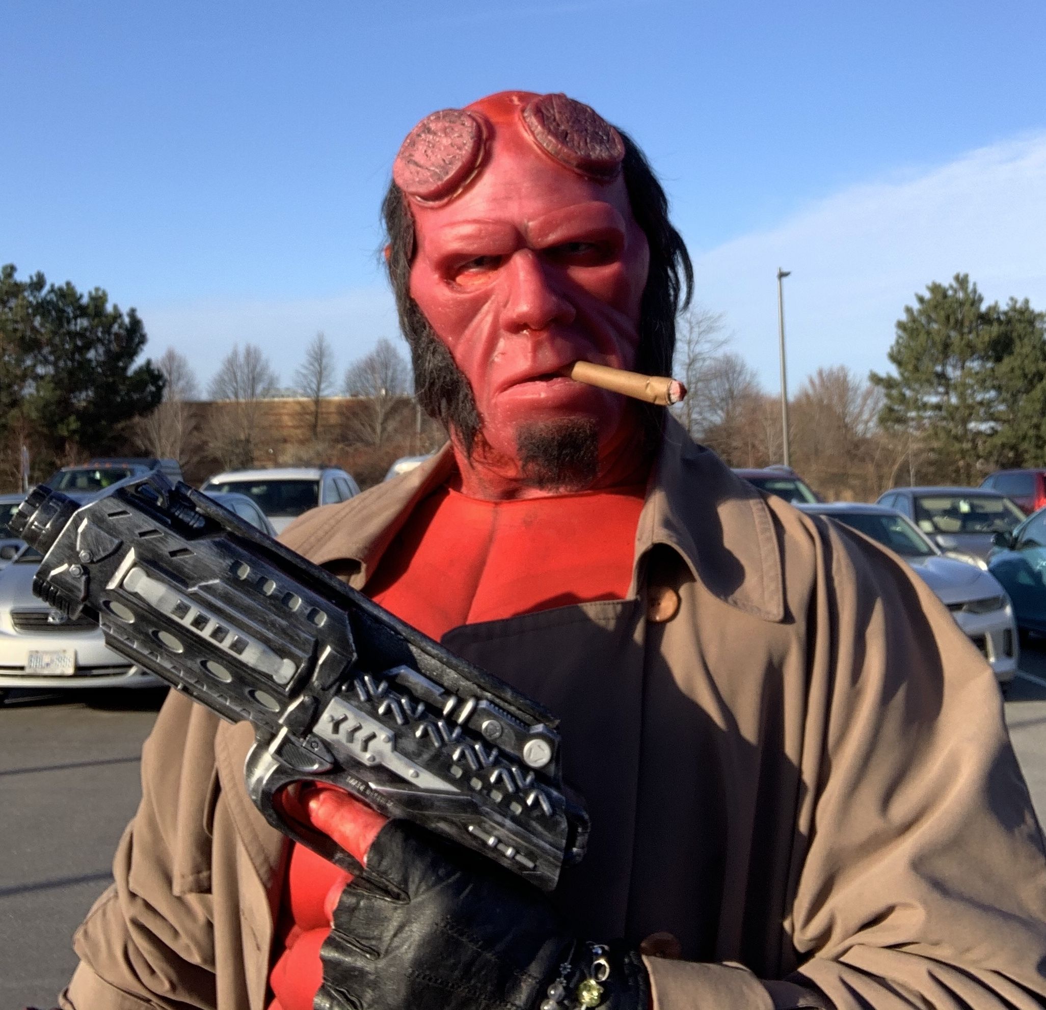 Hellboy Costume : 4 Steps - Instructables