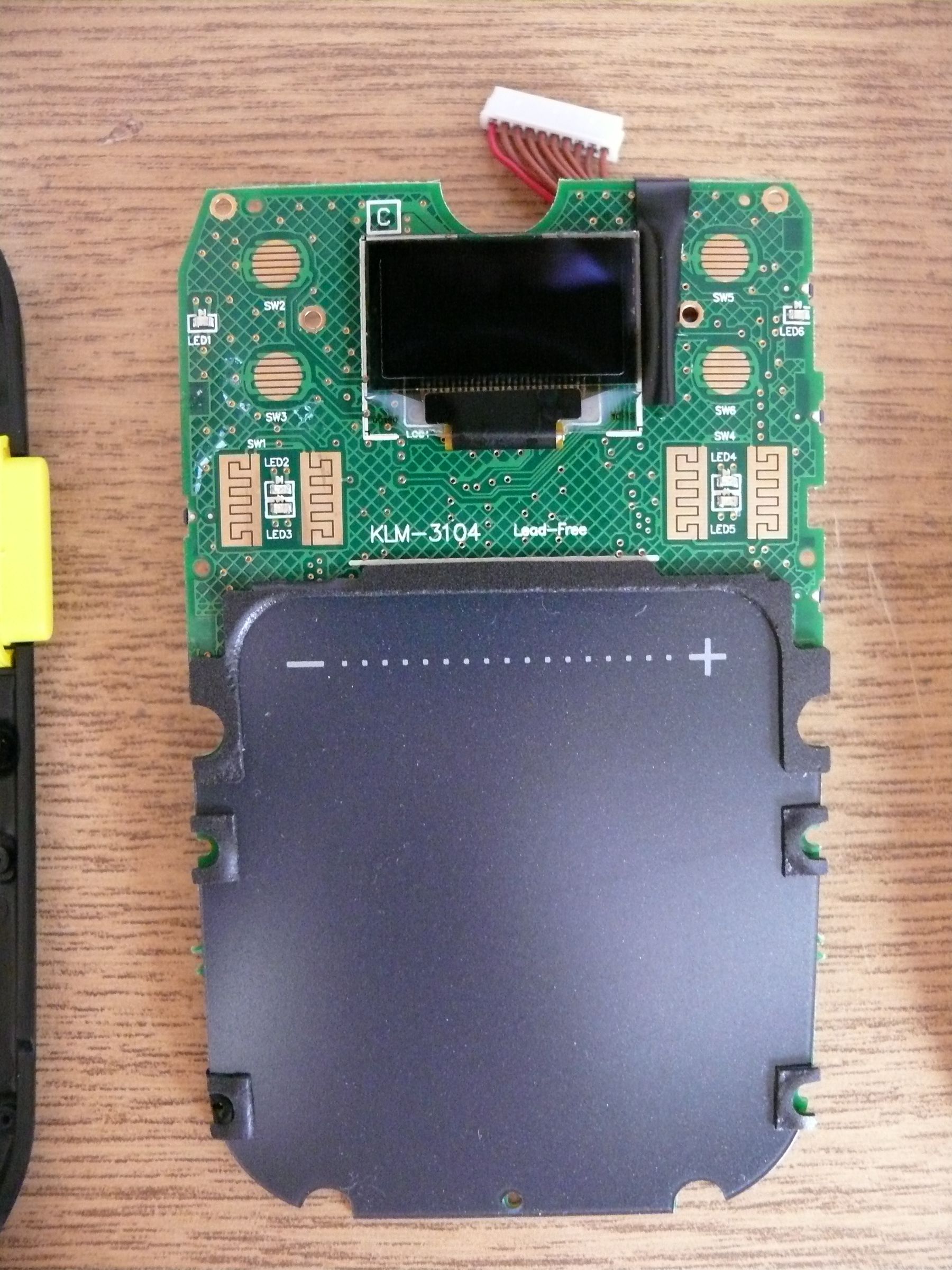 Kaossilator 2 Hack: Hands Free (part 1/2) : 6 Steps (with Pictures ...