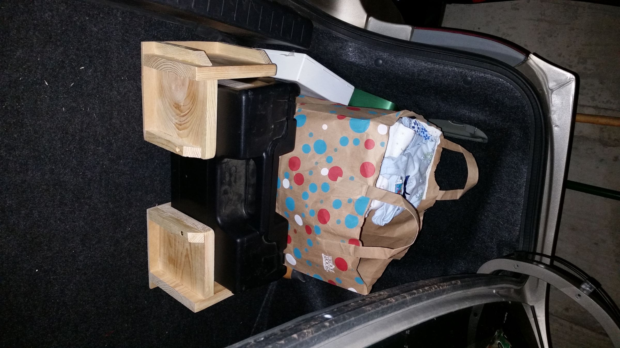 Trunk Clutter Corner Stabilizers : 4 Steps (with Pictures) - Instructables