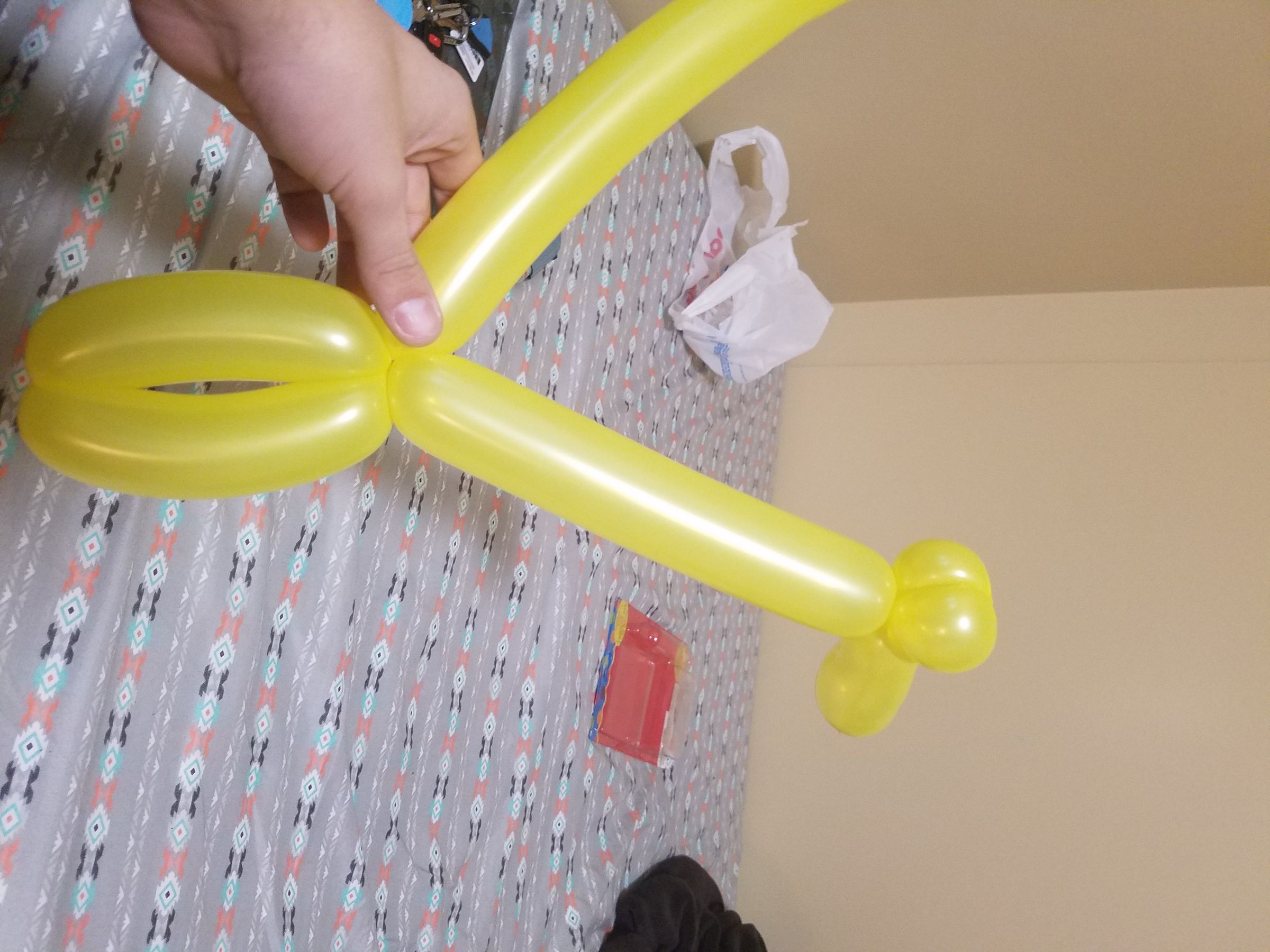 How to Make a Giraffe Balloon Animal : 10 Steps (with Pictures ...