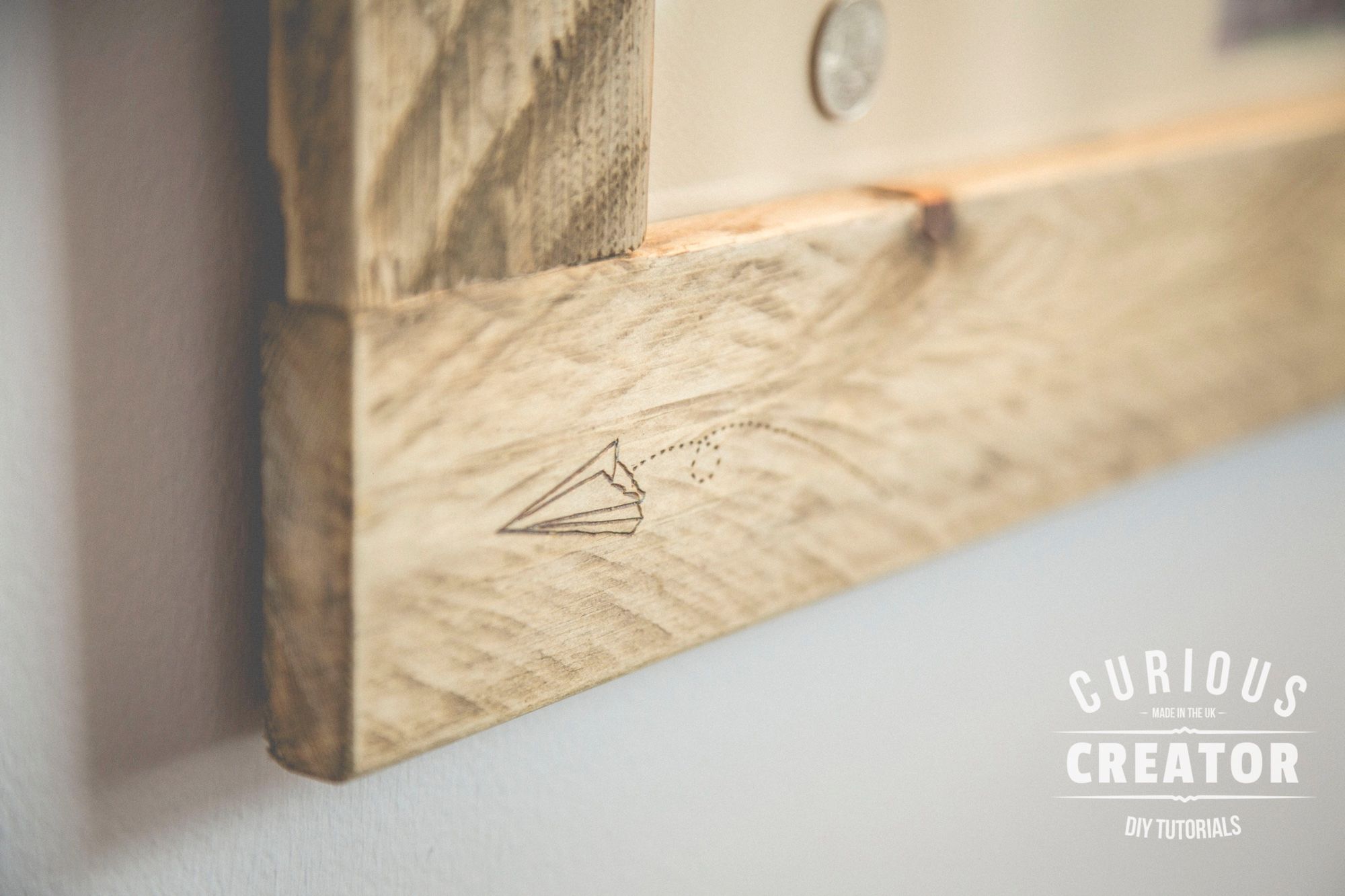 Pallet Wood Picture Frame - Travel Inspired : 6 Steps (with Pictures ...