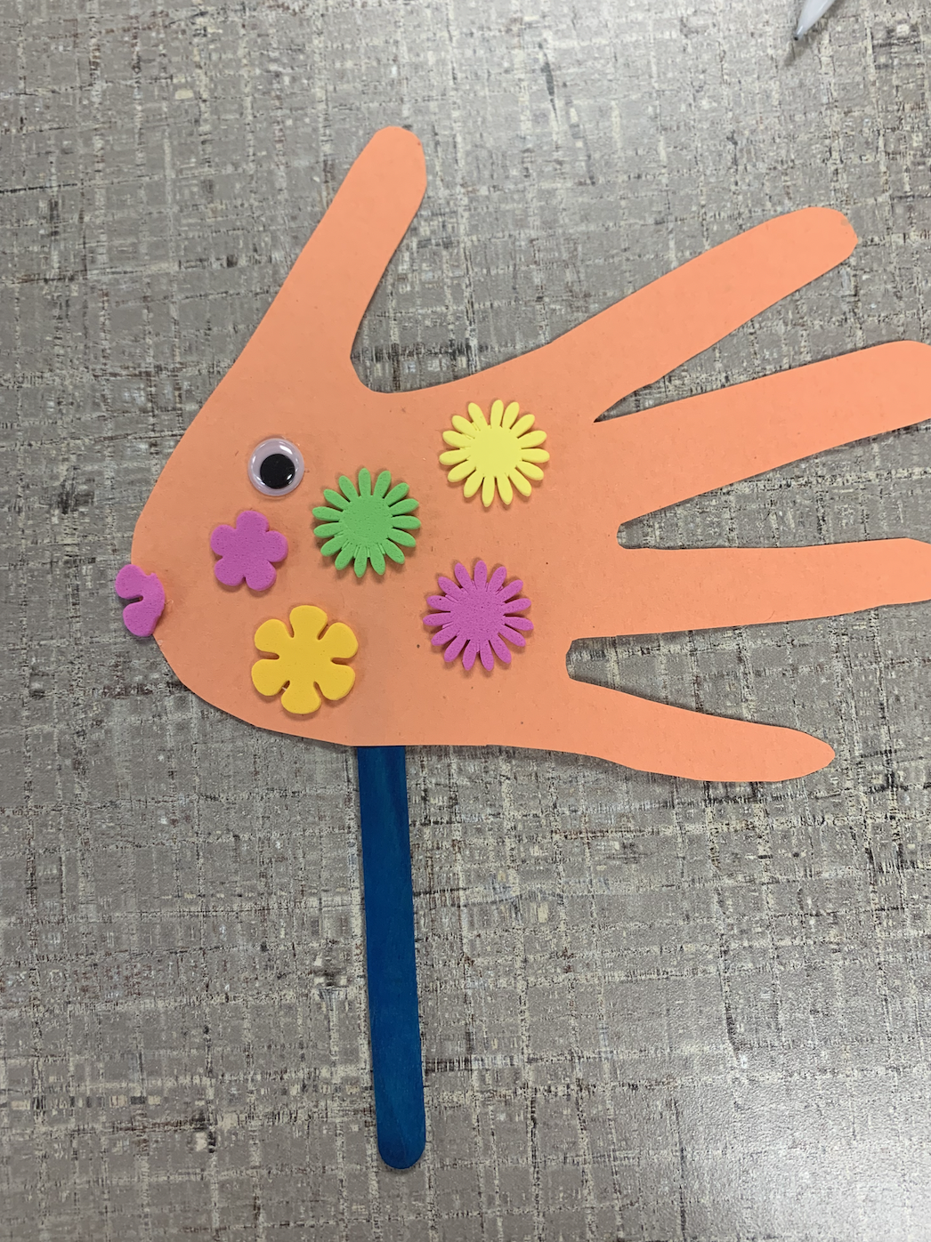 Hand Fish Puppet : 6 Steps - Instructables