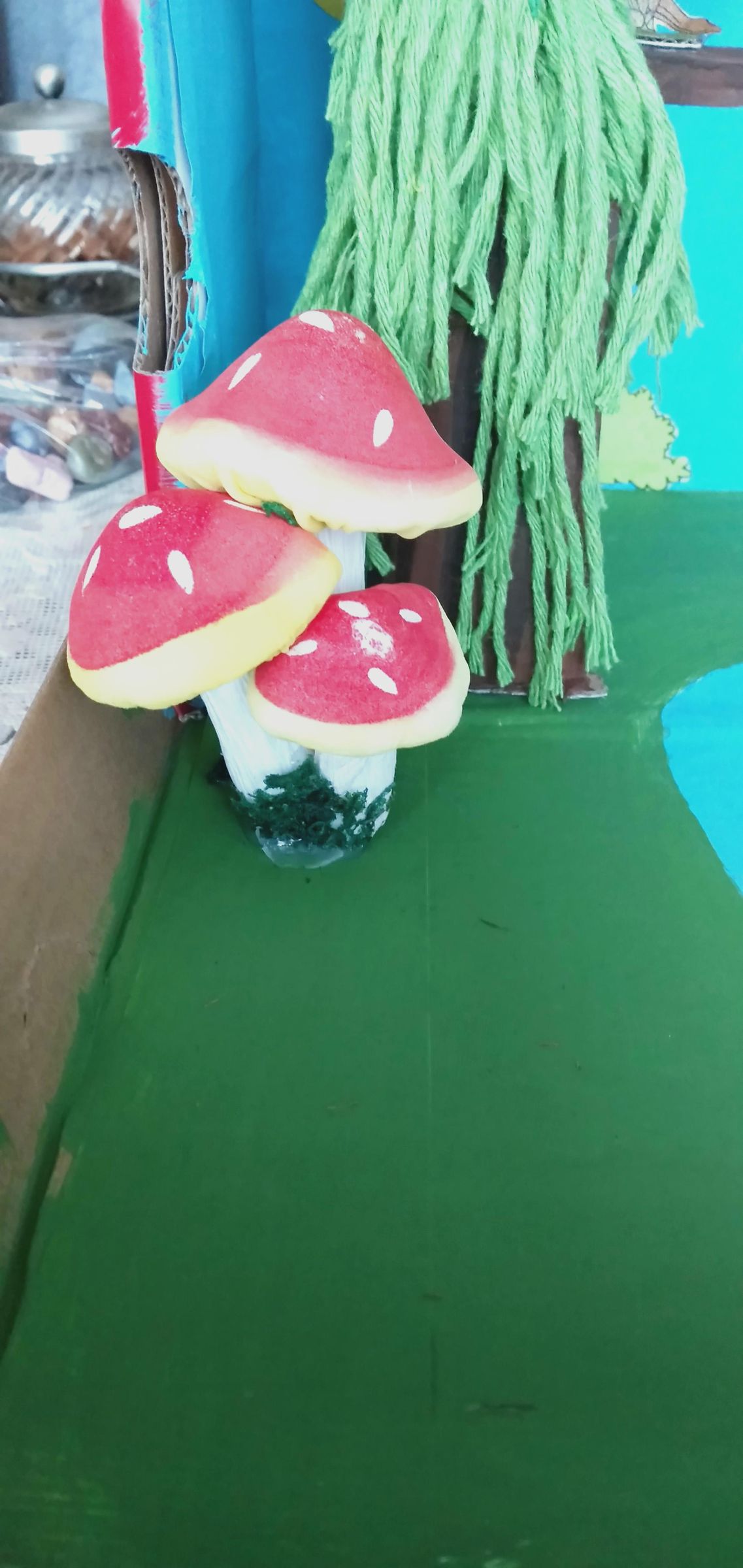 Freshwater Pond Ecosystem Model With Candy! : 8 Steps - Instructables