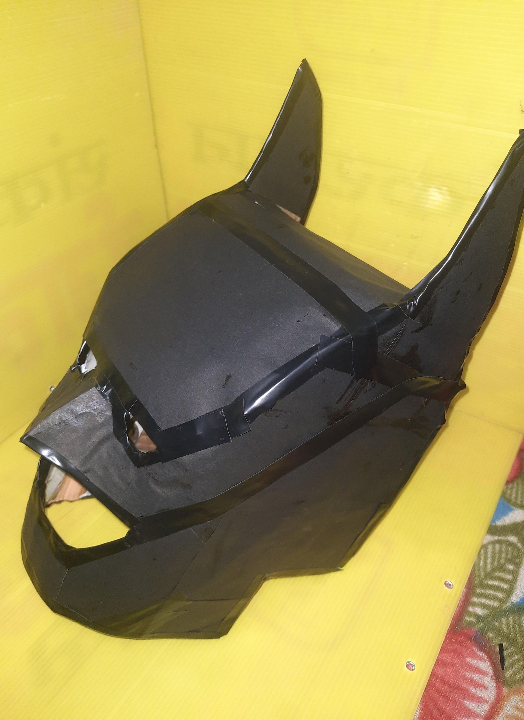 Batman Mask Craft : 10 Steps - Instructables