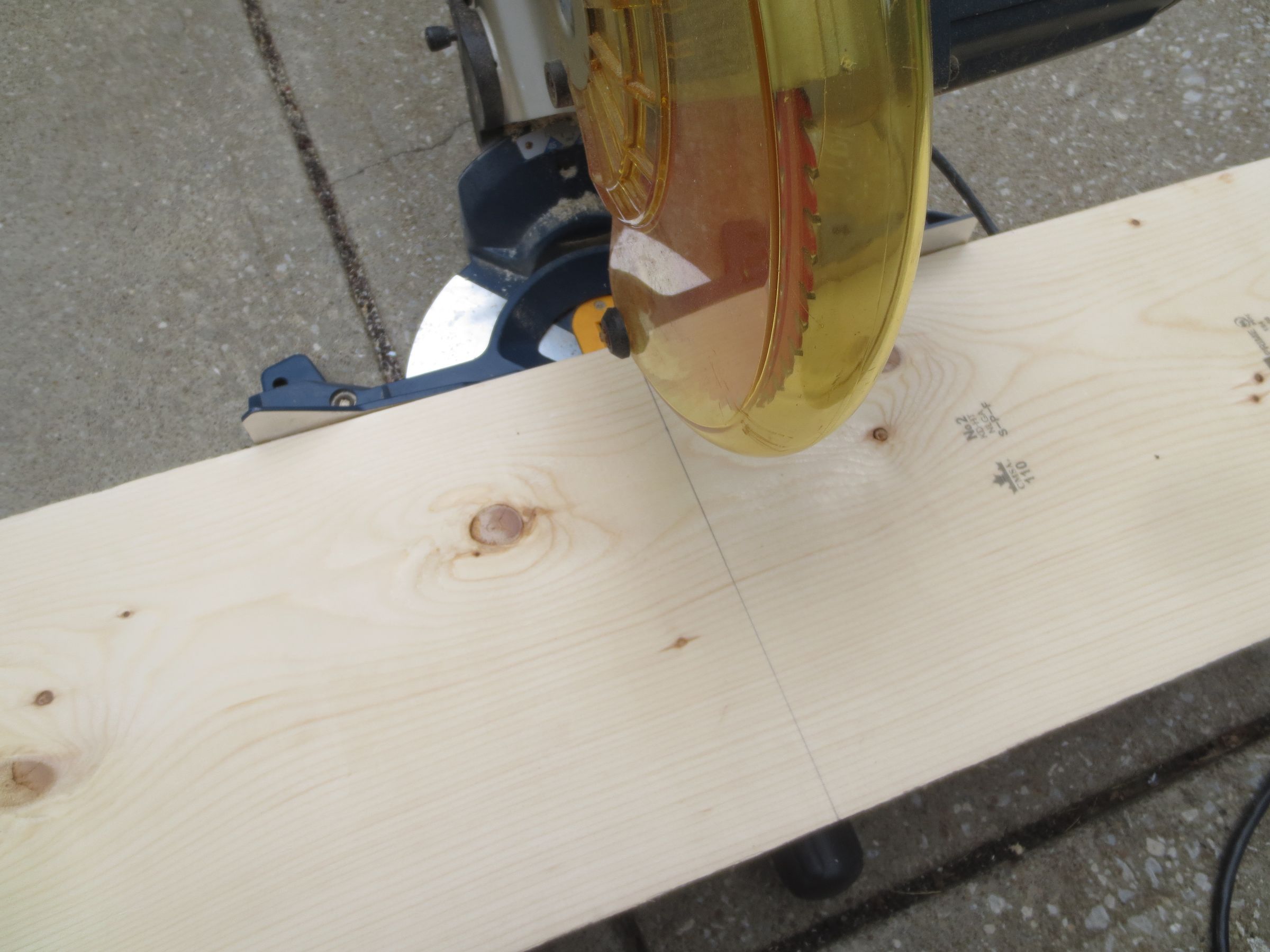 Pick Up Truck Dog Ramp and Cargo Retainer/Divider : 8 Steps (with ...