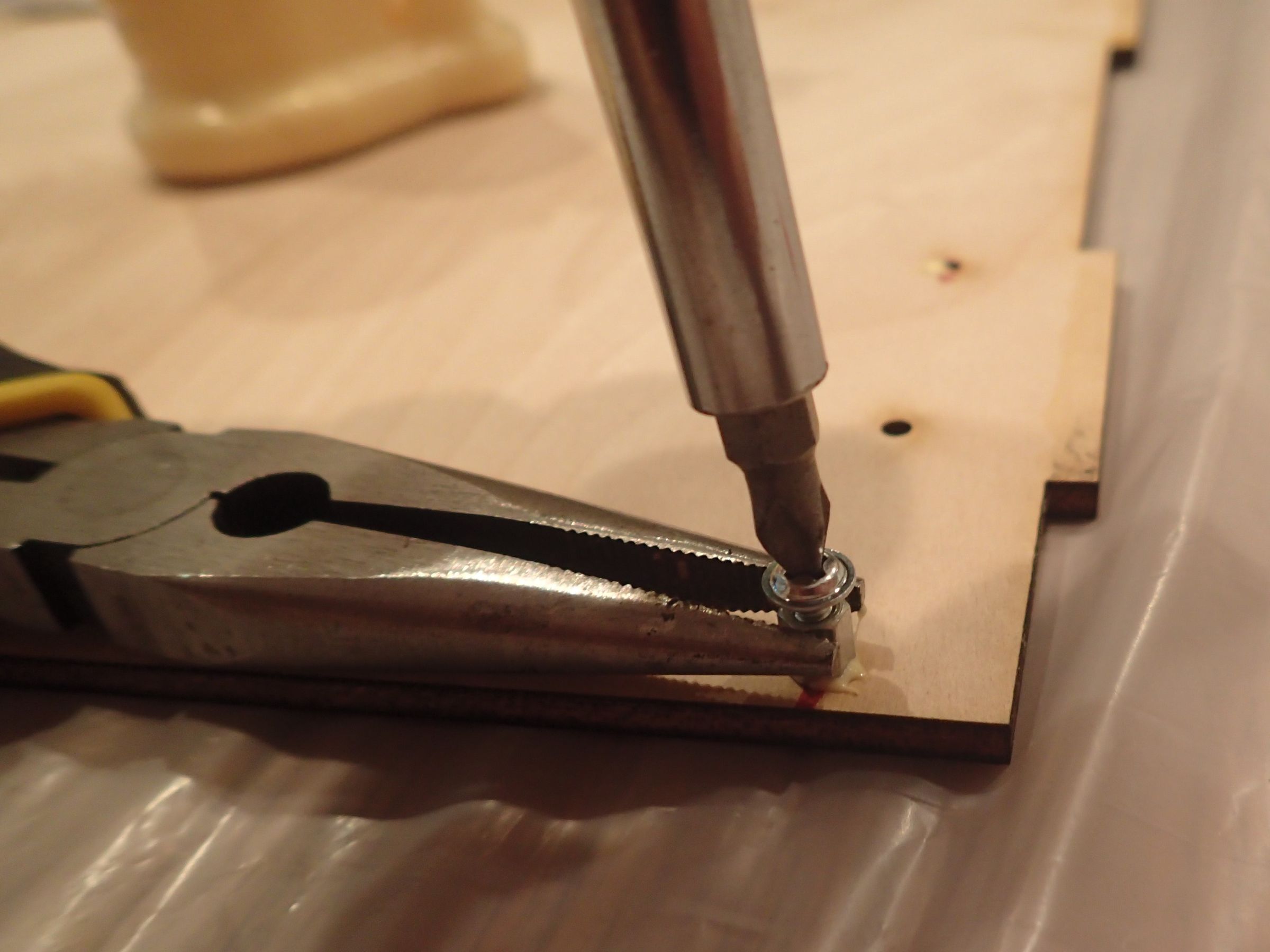 Simple, Stackable GPU Mining Rig : 10 Steps (with Pictures) - Instructables