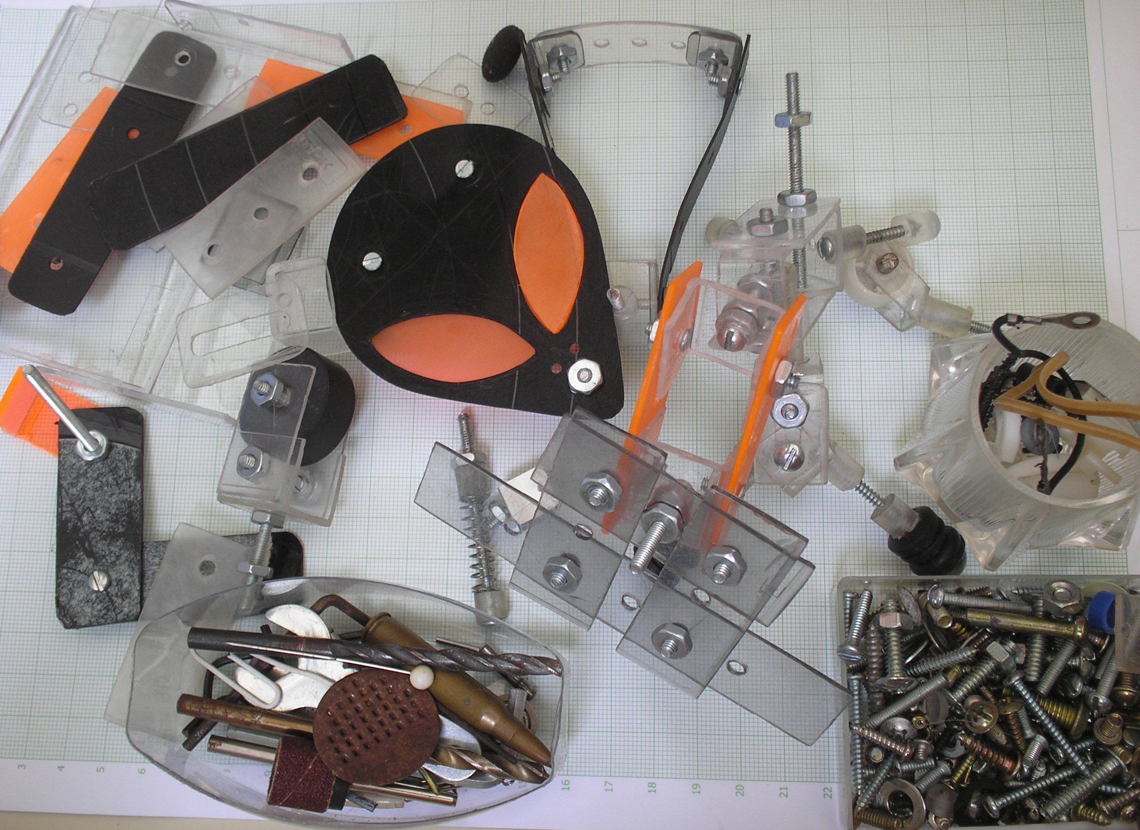 DIY Prototypes (robots or Art Design), With Homemade Pieces (recycling ...