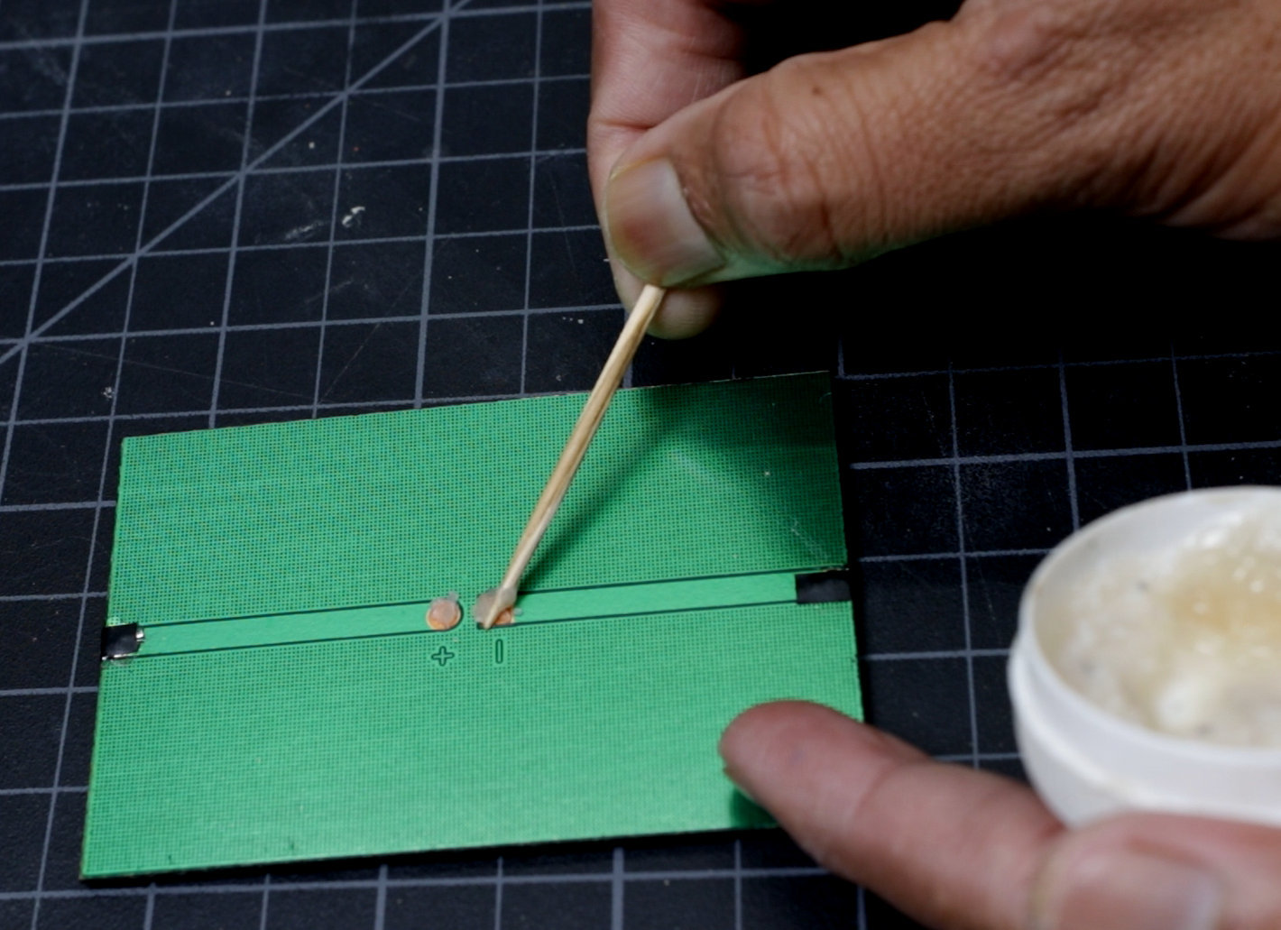 DIY Solar Motion Sensor Security Light : 13 Steps (with Pictures ...