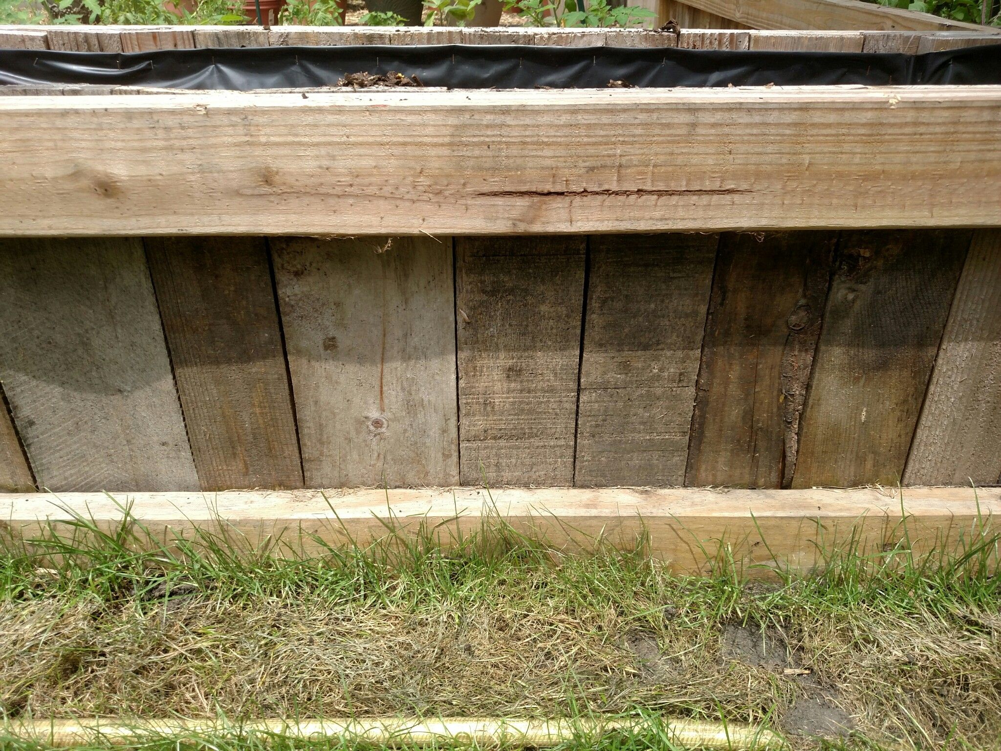 Outdoor Pallet Garden : 10 Steps (with Pictures) - Instructables
