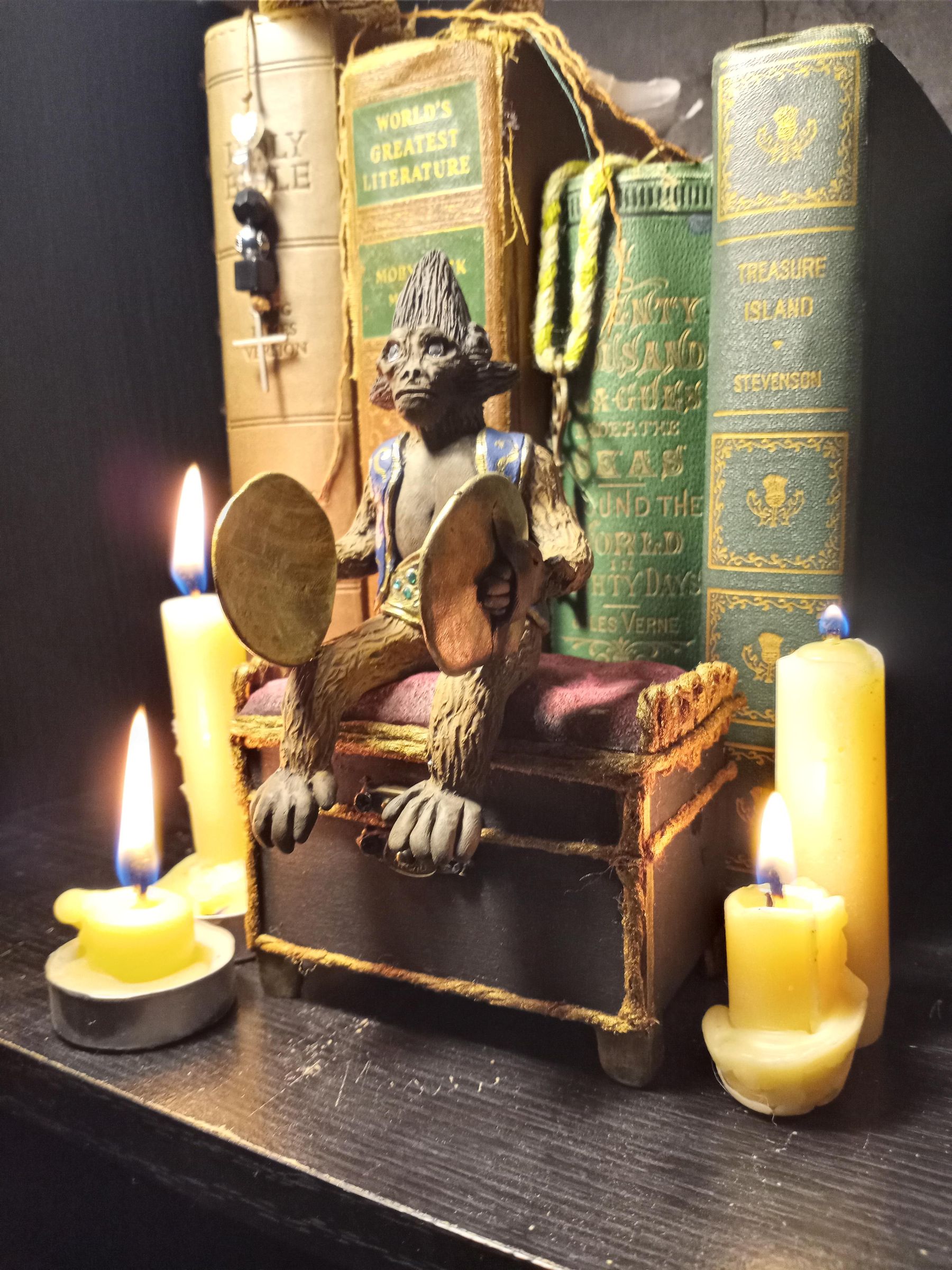 Phantom of the Opera Jewelry Box : 9 Steps (with Pictures) - Instructables