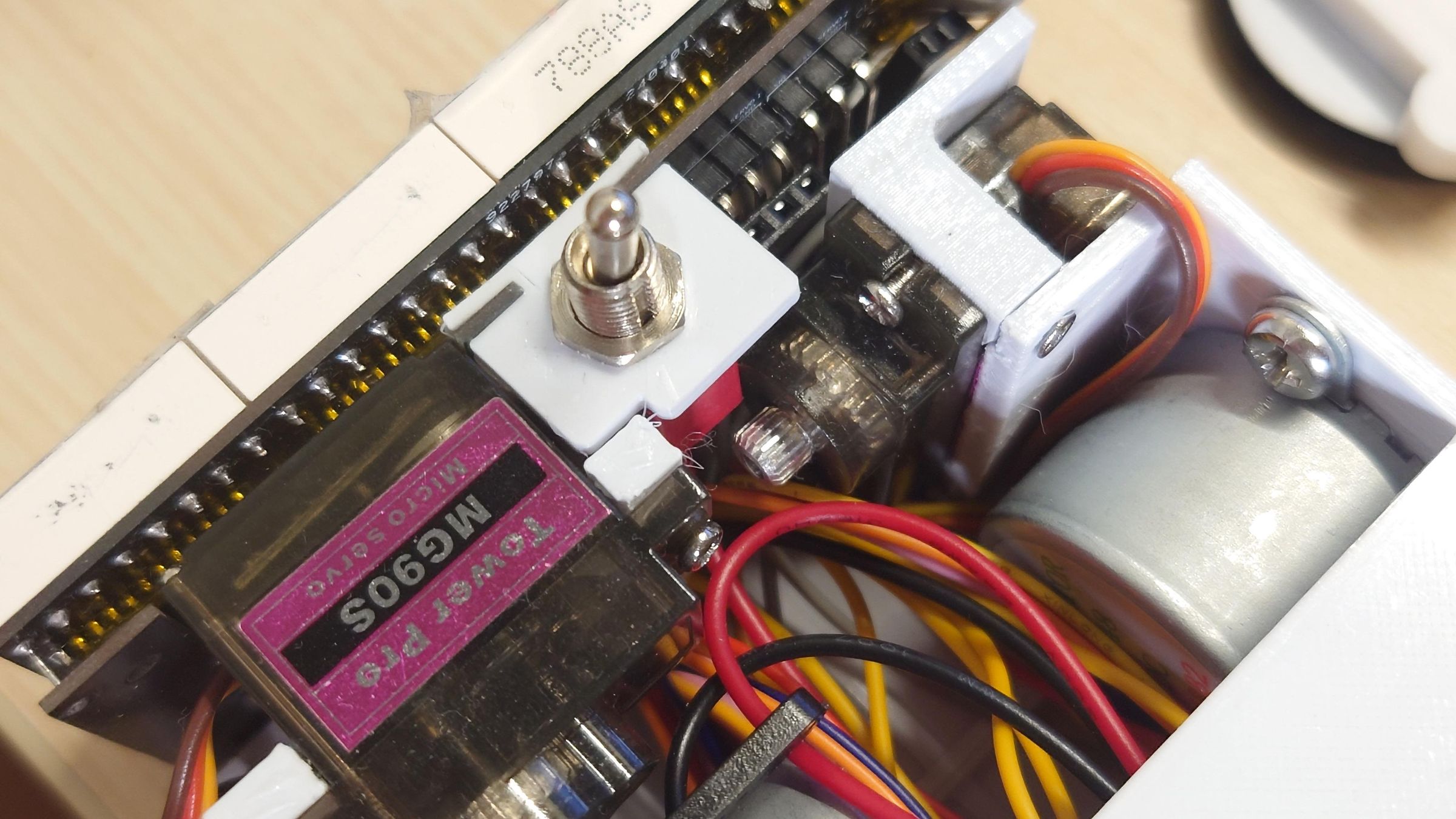 Kawaii Useless Robot - 2024 Edition : 10 Steps (with Pictures ...