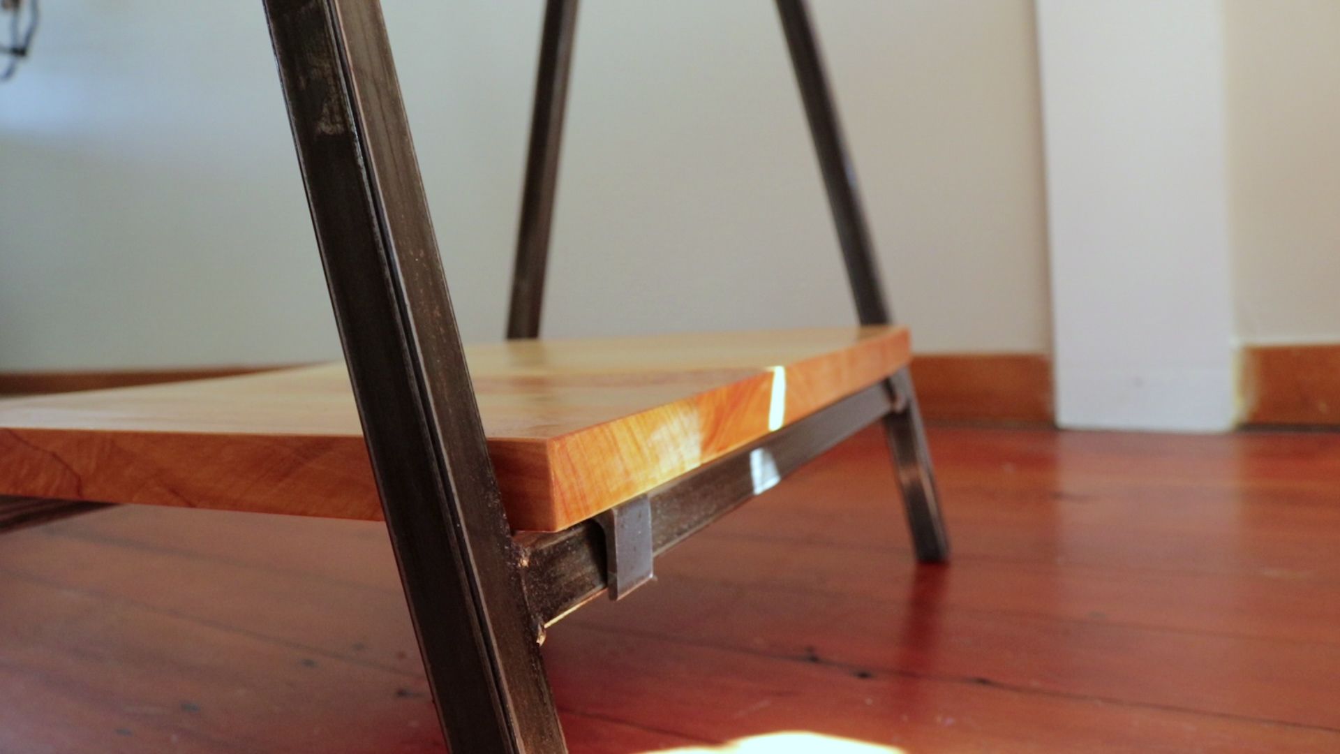 Folding Sawhorse Desk : 7 Steps (with Pictures) - Instructables