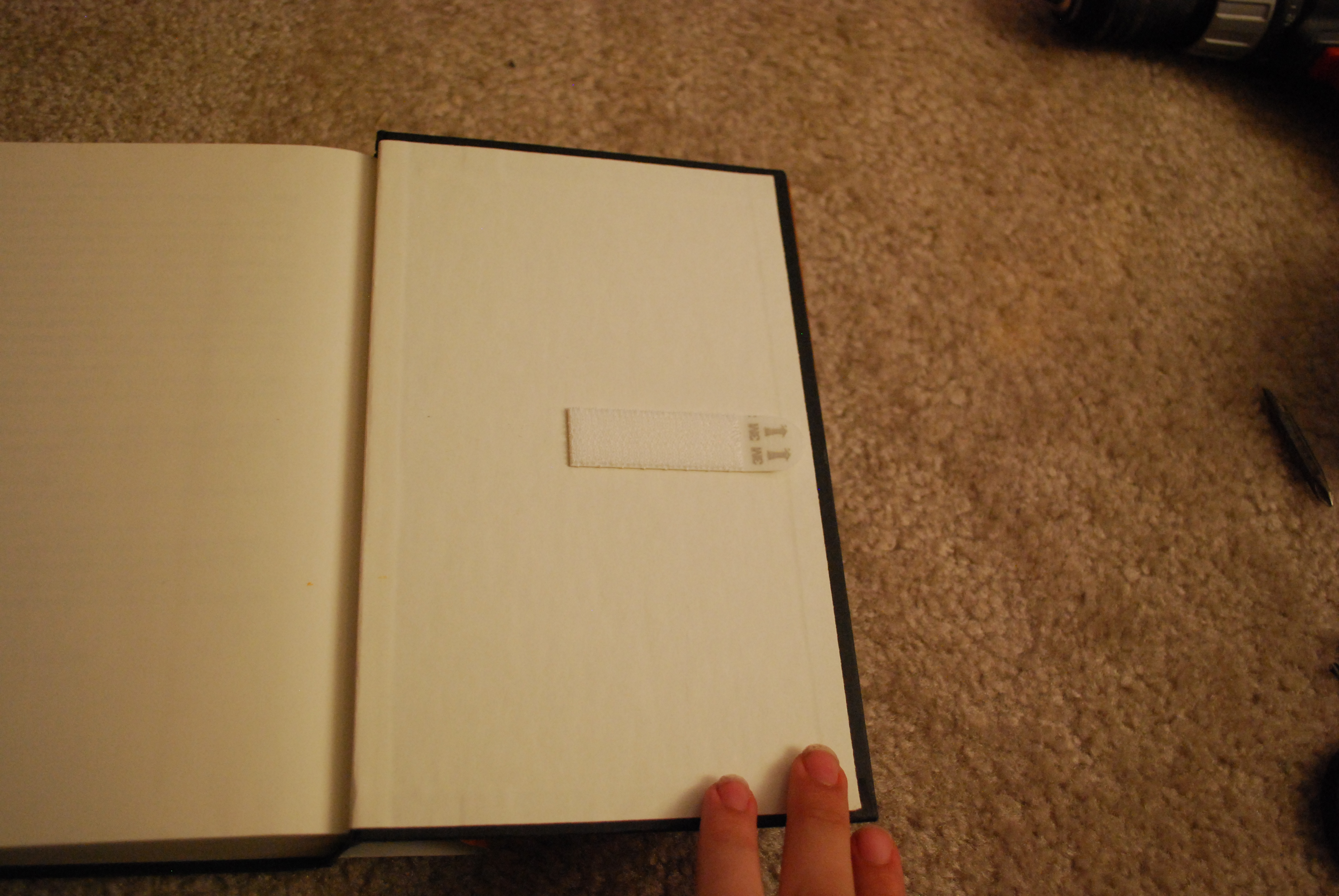How to Make an Invisible Bookshelf (Without Ruining a Book!) : 9 Steps ...