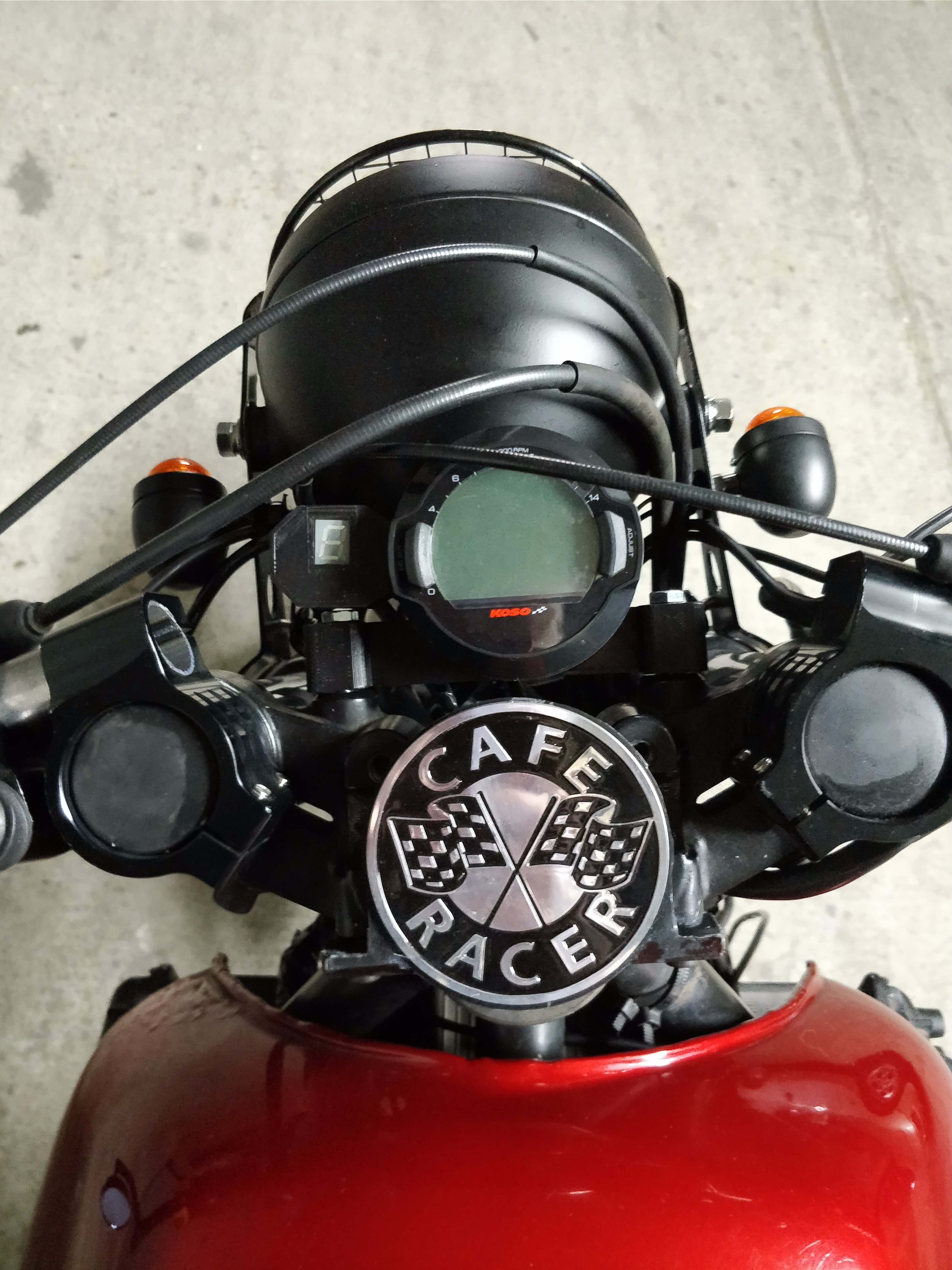 Give a New Life to an Old Motorcycle! How to Build a Cafe Racer : 8 ...