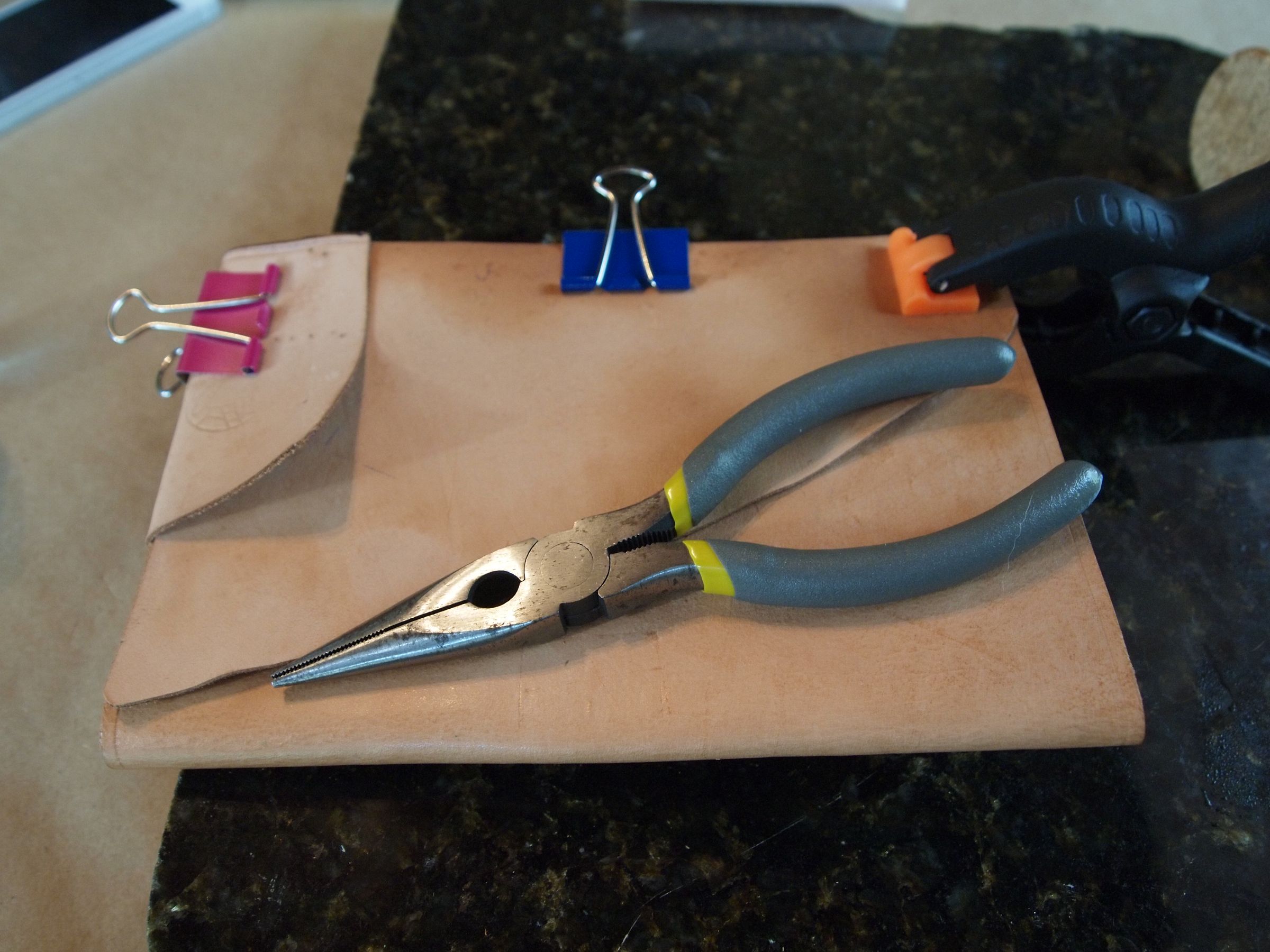 DIY Leather Tablet Case : 8 Steps (with Pictures) - Instructables