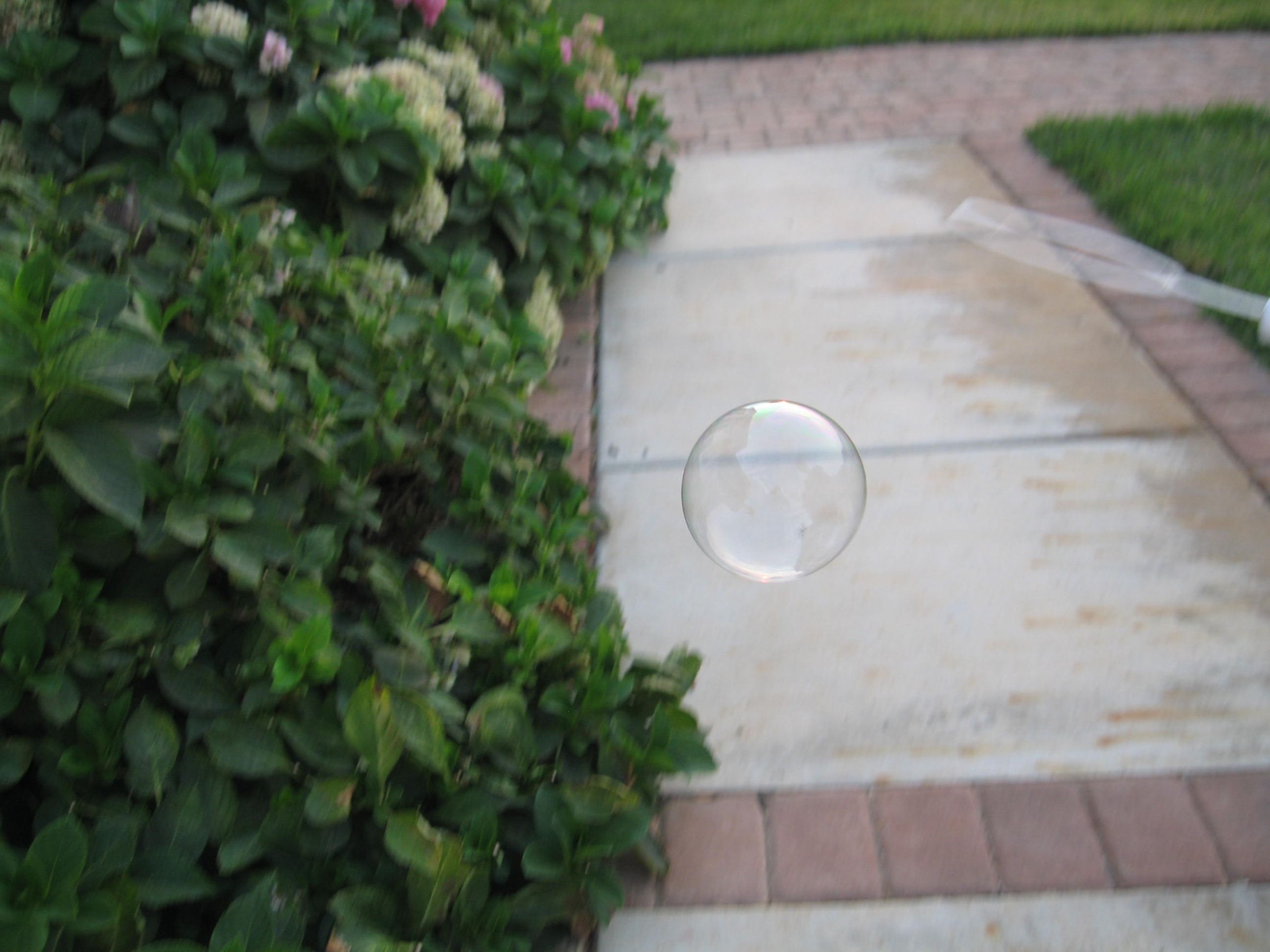 How to Blow Bubbles in a Bubble : 5 Steps - Instructables