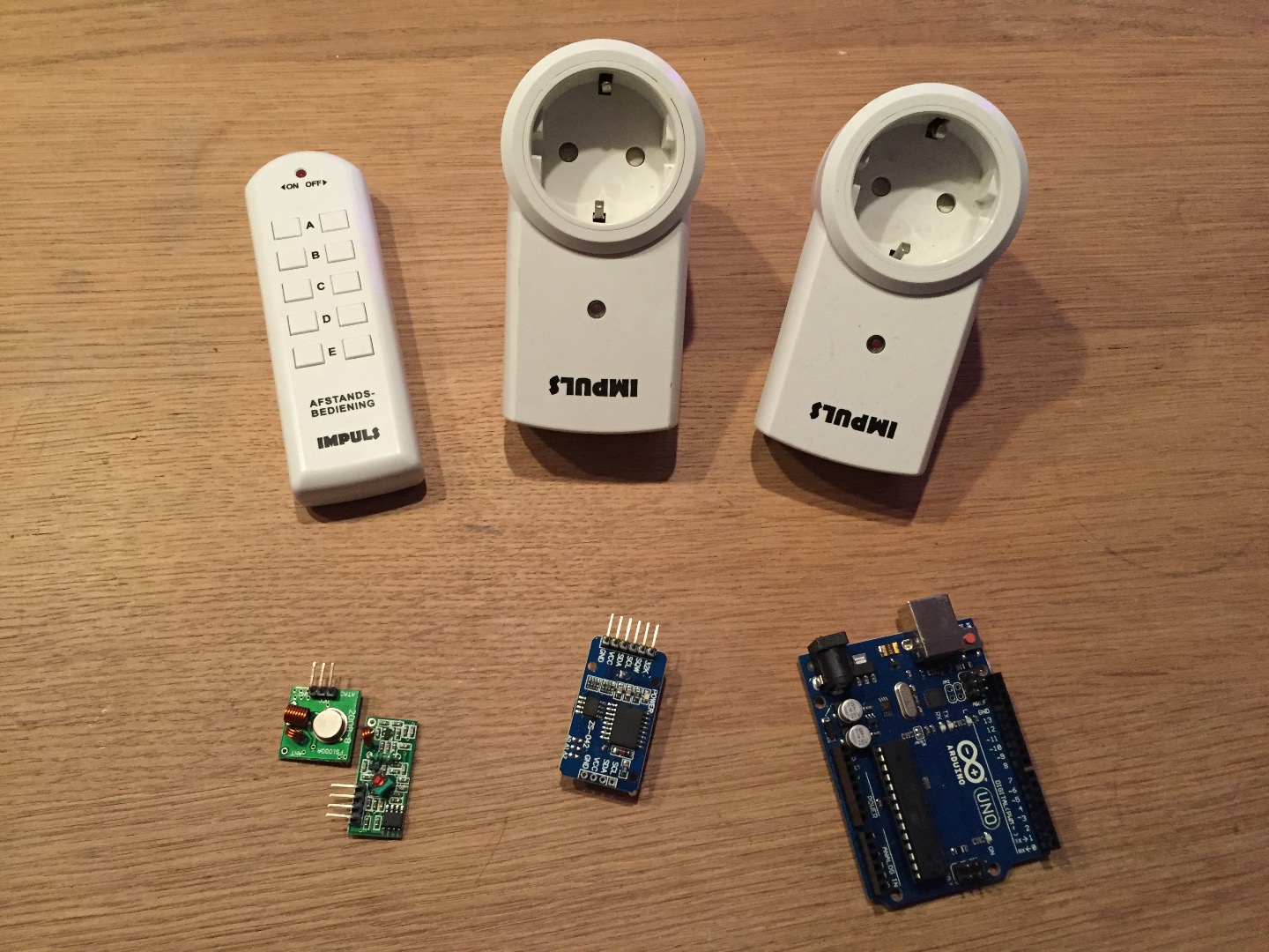 Arduino Wireless (433MHz) Time-Control Switch for Multiple Devices : 5 ...