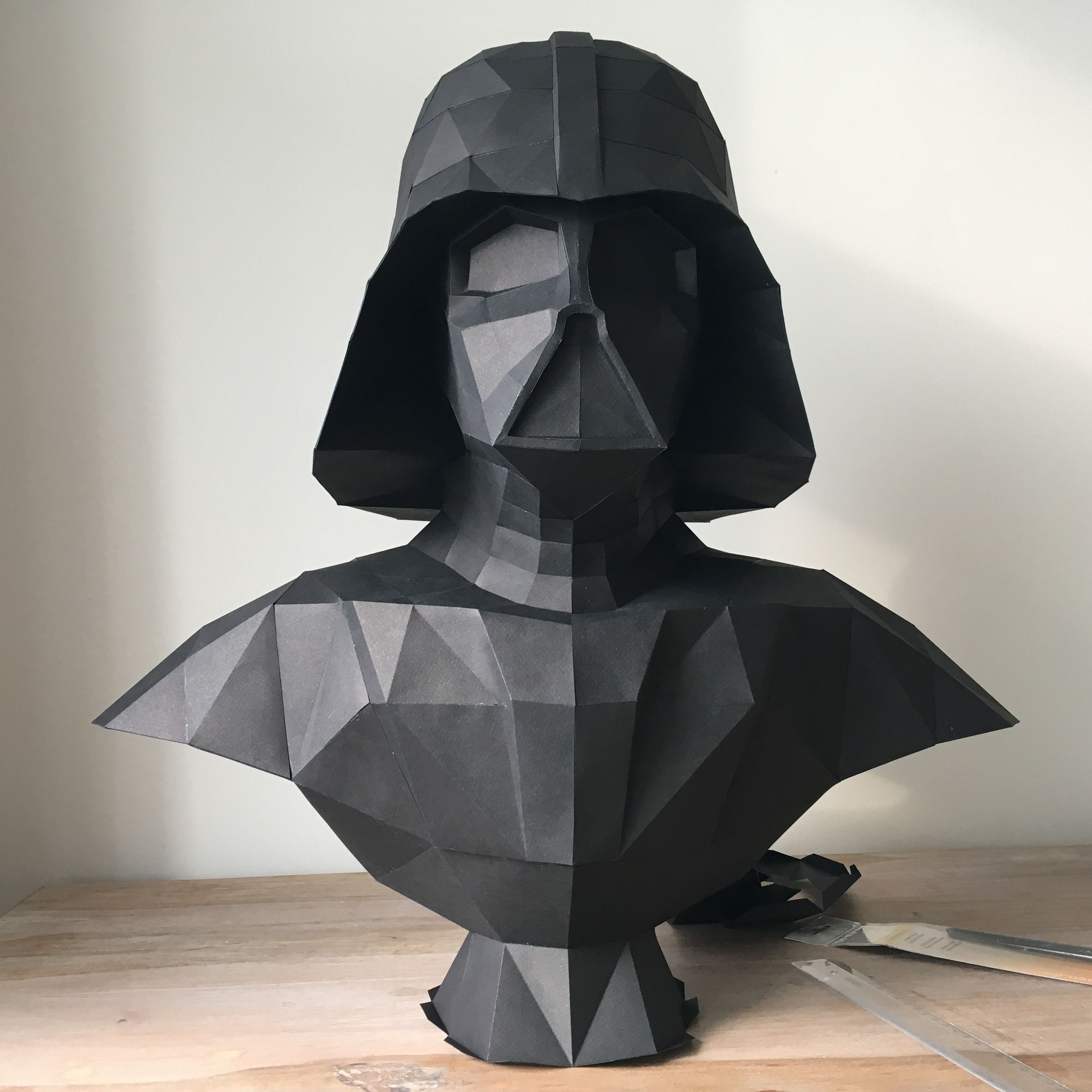 Darth Vader Bust Papercraft : 7 Steps (with Pictures) - Instructables