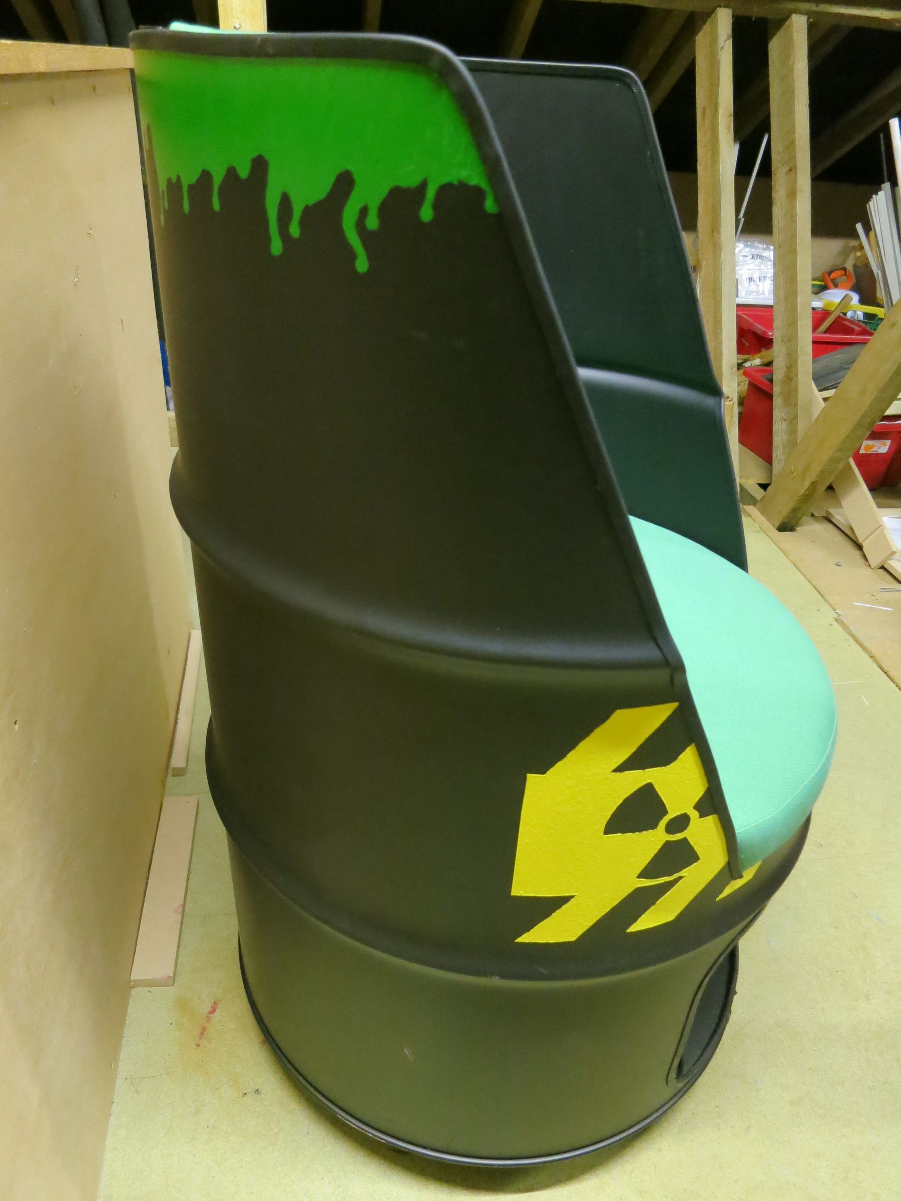 Radioactive Chair : 8 Steps (with Pictures) - Instructables