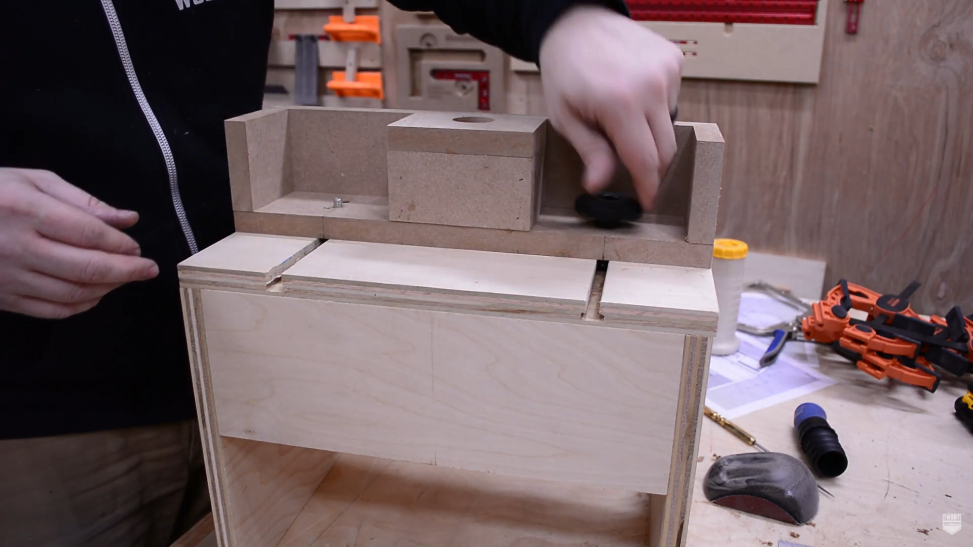 How to Build a Portable Router Table | DIY Woodworking Shop Project ...