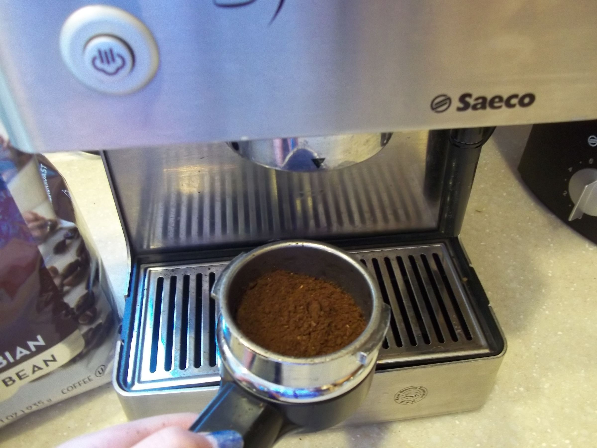 Make Expresso Using Saeco Aroma Expresso Machine : 4 Steps - Instructables