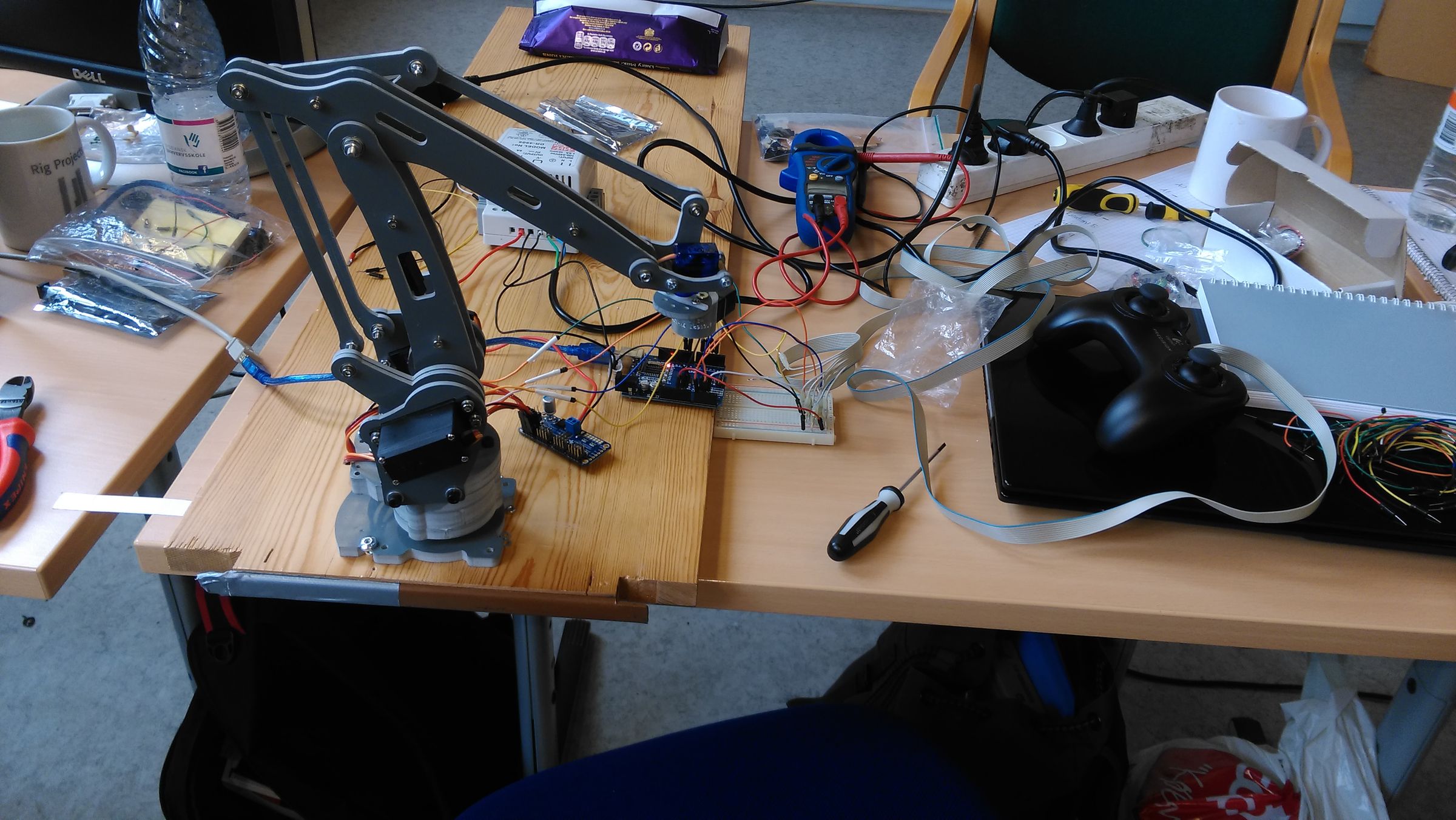 Joystick Controlled Robot Arm Using an Arduino : 6 Steps (with Pictures ...