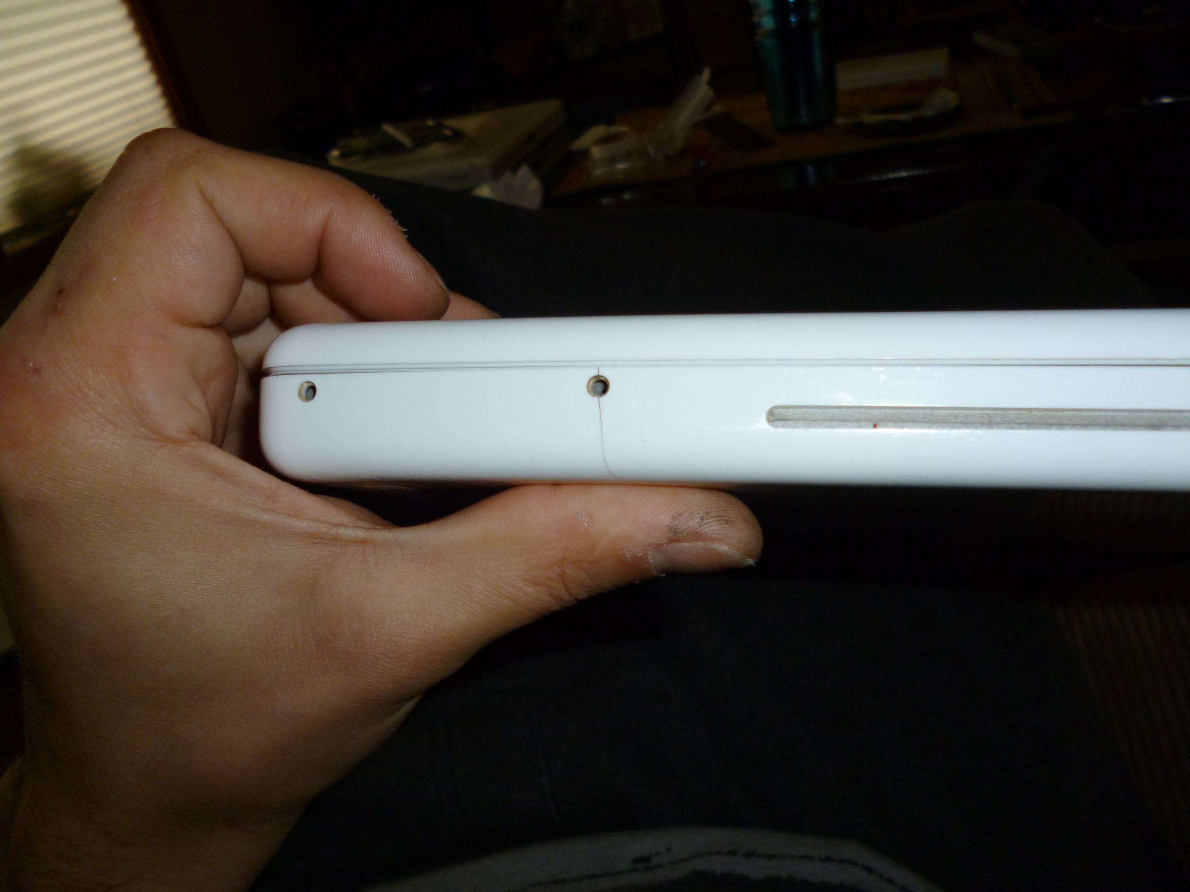 Fix a Broken Macbook Mousepad : 8 Steps - Instructables