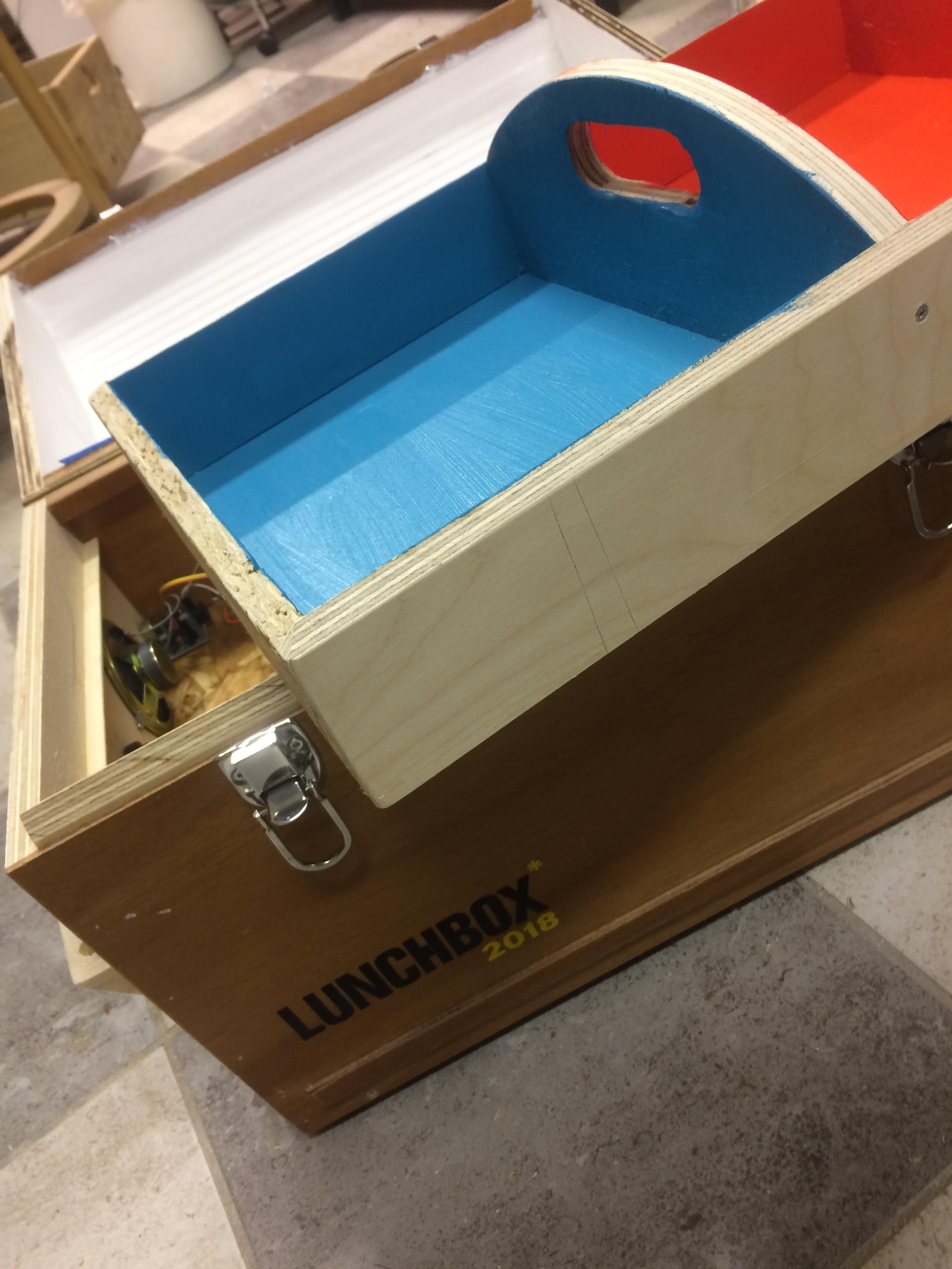 A Maker's Lunch Box : 12 Steps (with Pictures) - Instructables