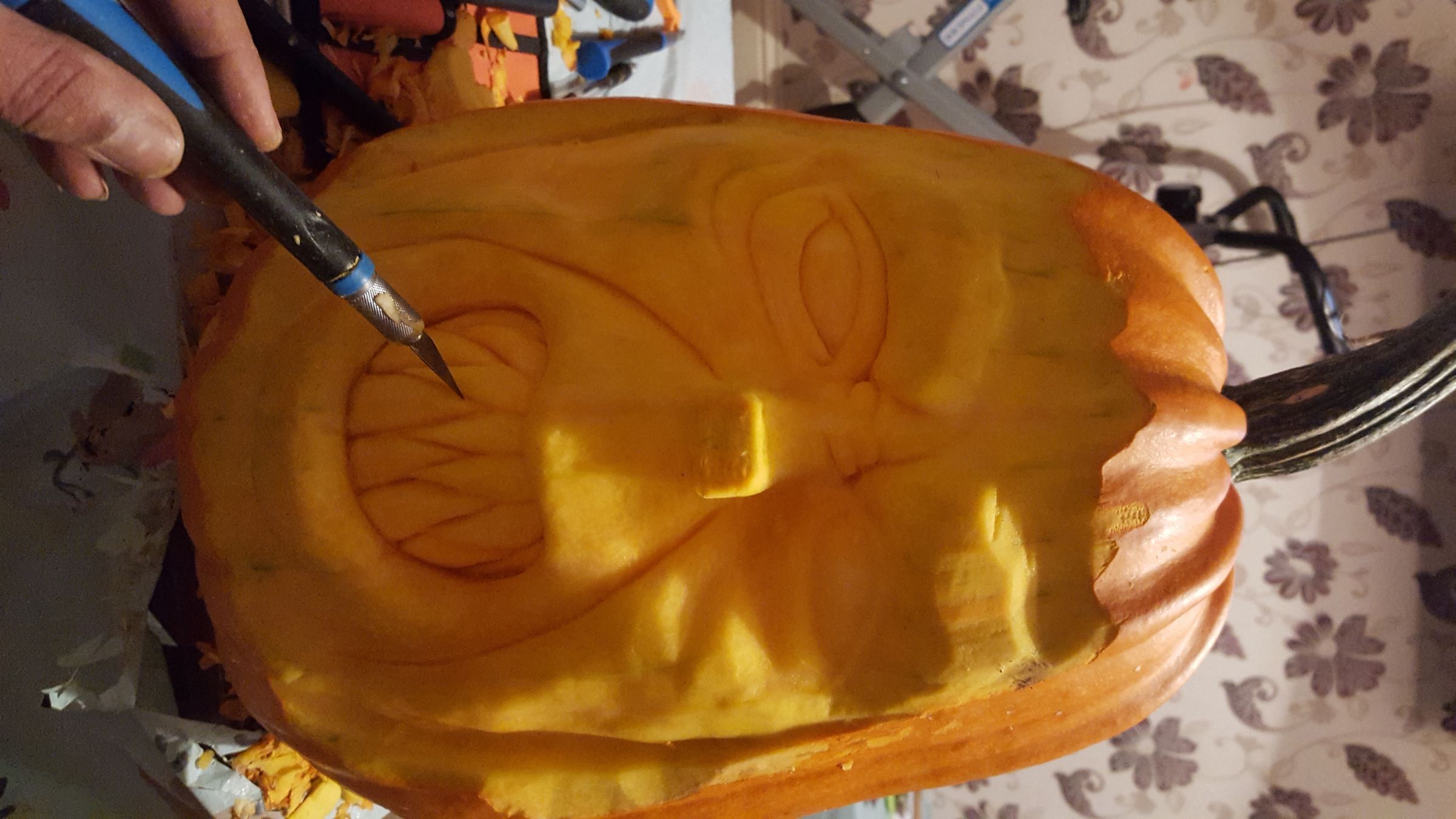 How to Carve a Clown Pumpkin : 15 Steps (with Pictures) - Instructables