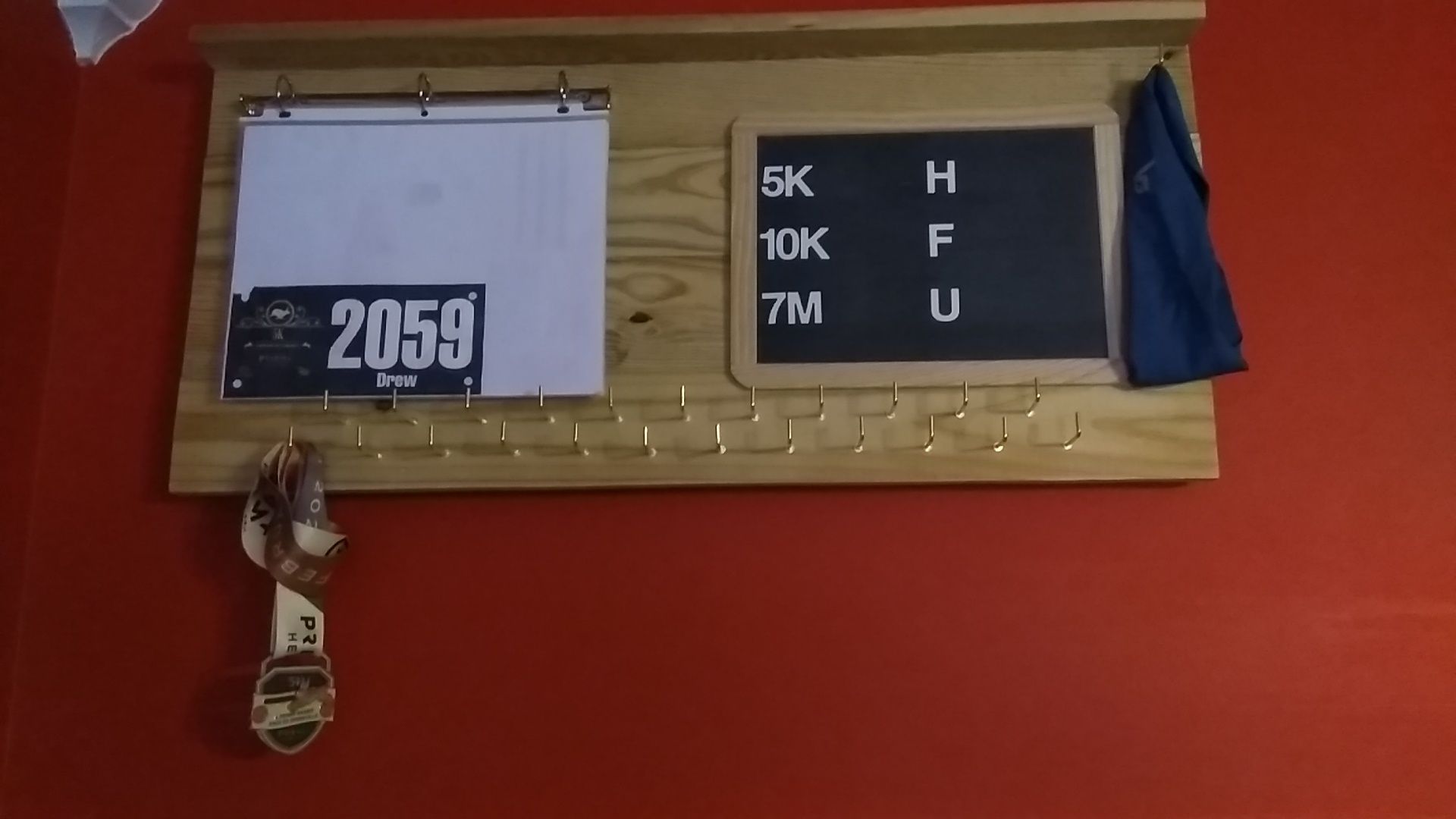 Race Bib and Medal Display : 7 Steps (with Pictures) - Instructables