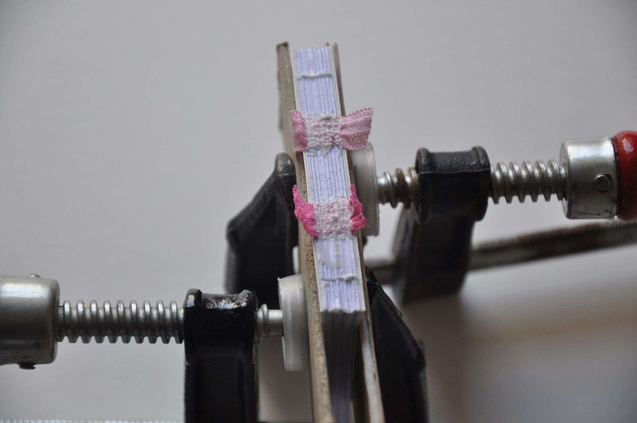 How to Bind a (real) Small Book : 13 Steps (with Pictures) - Instructables
