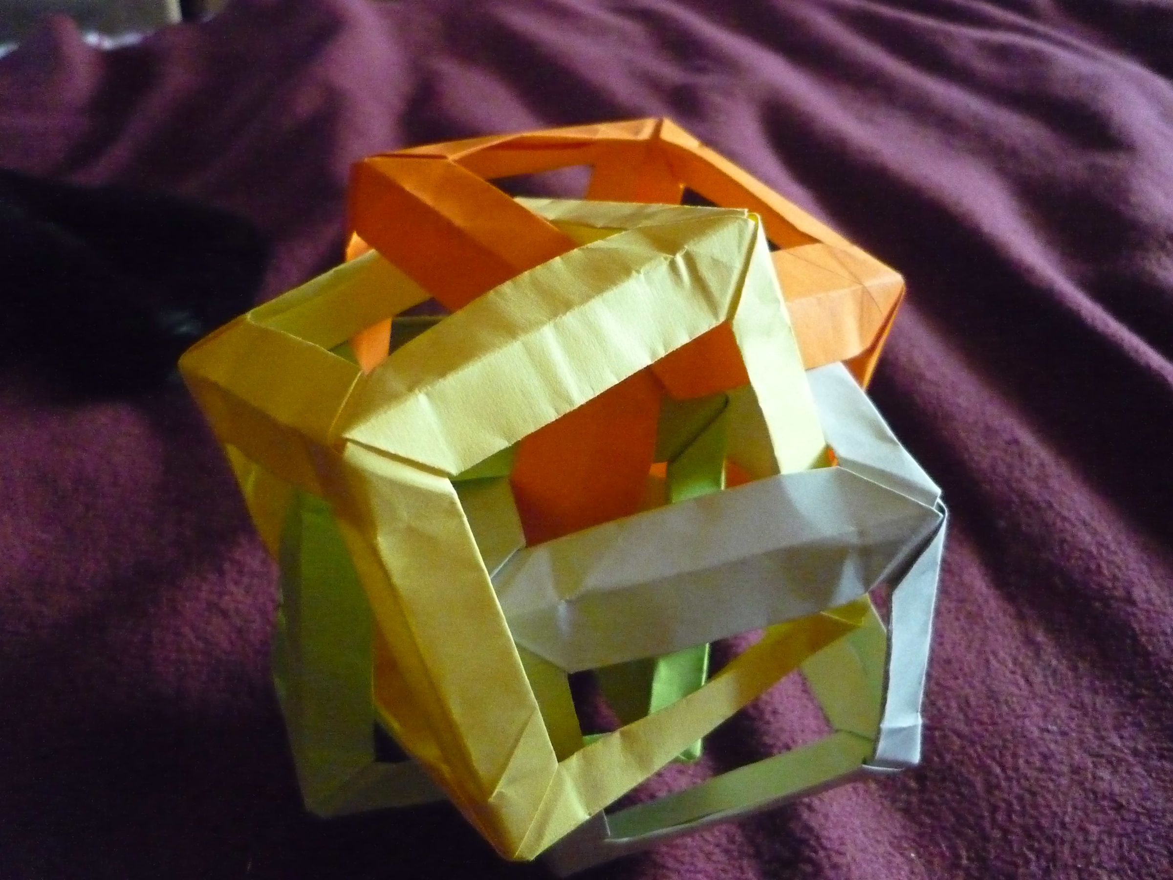 Origami Sculpture Puzzle: 4 Intersecting Cubes : 5 Steps (with Pictures ...