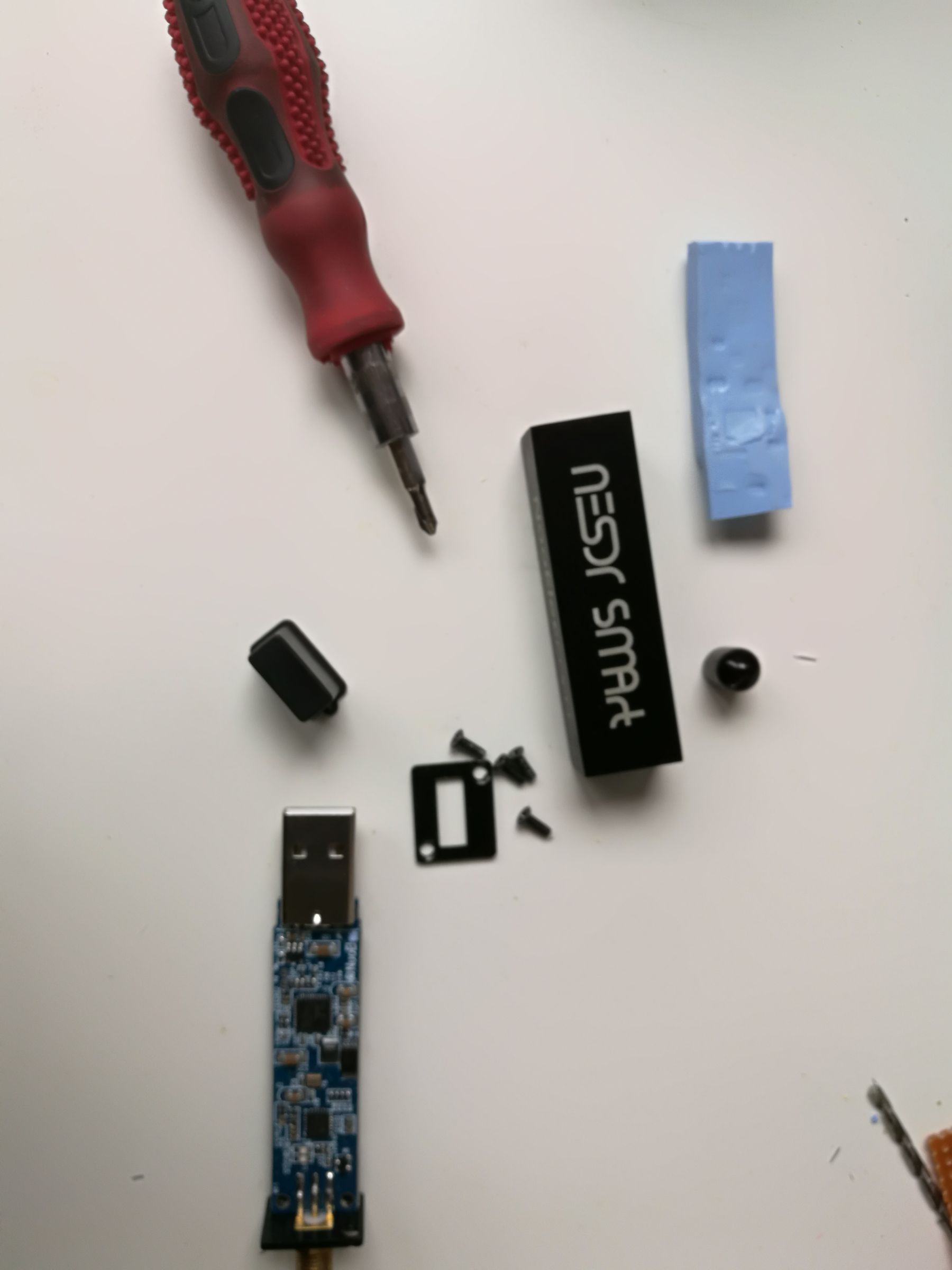 RTL-SDR Direct Sampling Mod : 3 Steps - Instructables