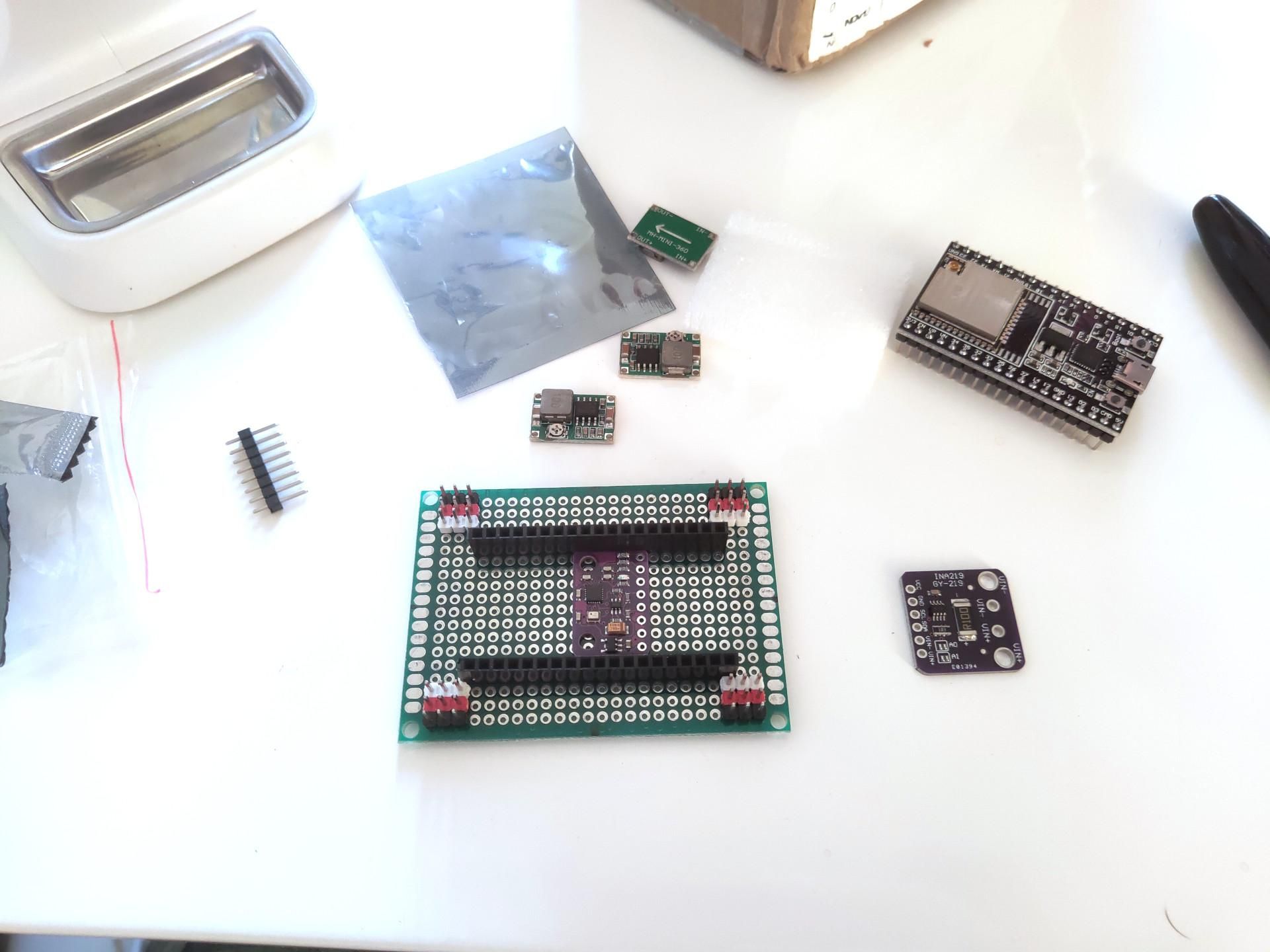 ESP32 Small Robot Dog (closed) : 7 Steps (with Pictures) - Instructables