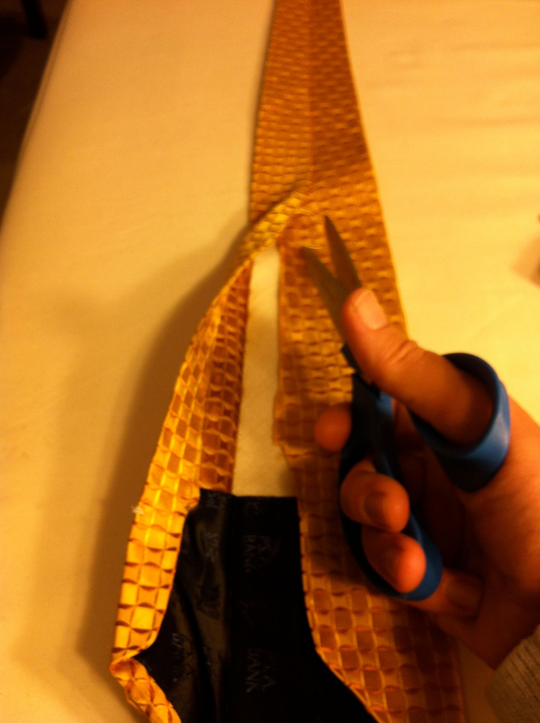 Turn a Wide Tie Into a Skinny Tie : 4 Steps (with Pictures) - Instructables