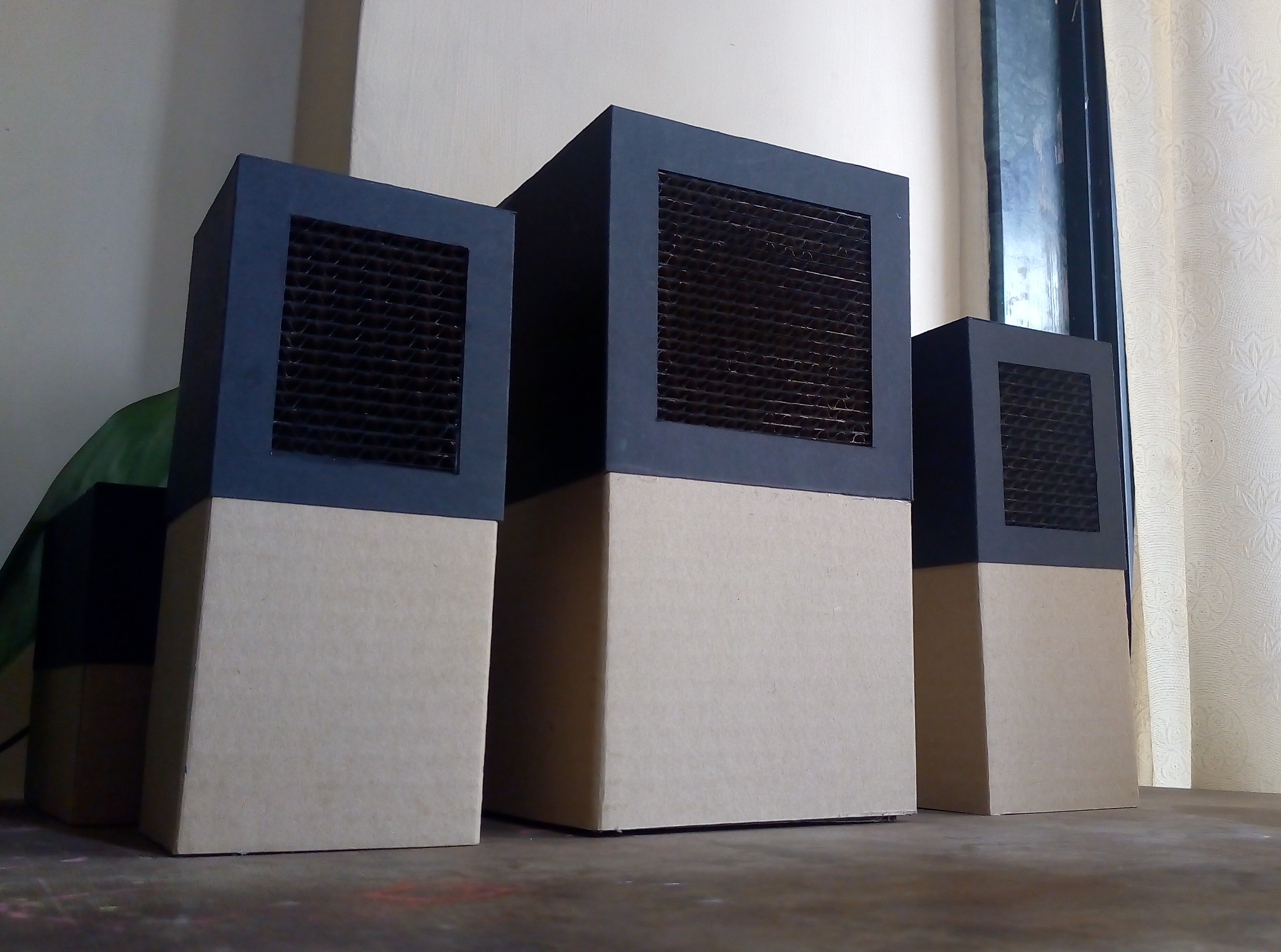 Home Theater Using Cardboard : 9 Steps (with Pictures) - Instructables