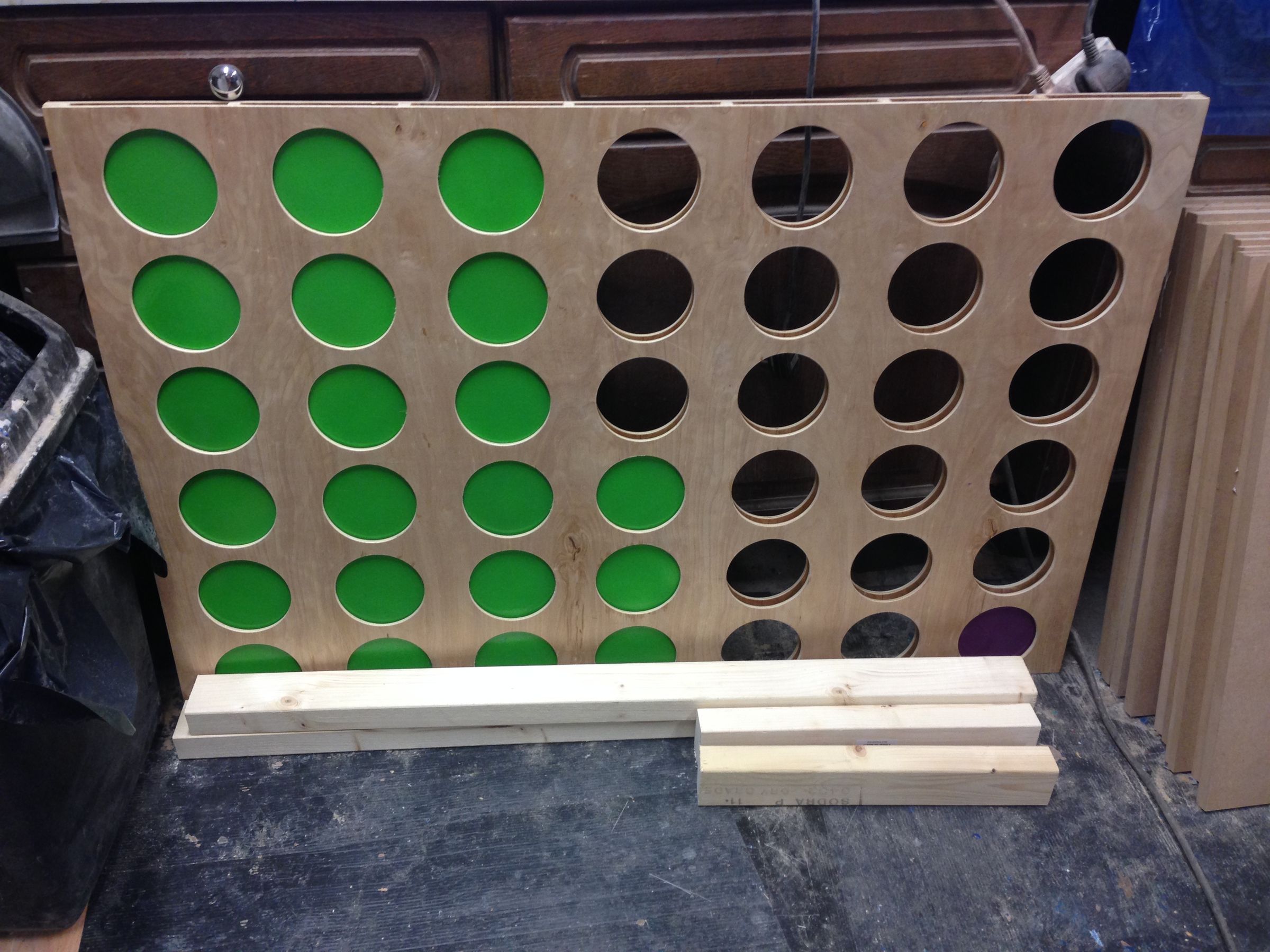 Giant Wooden Connect Four : 8 Steps (with Pictures) - Instructables