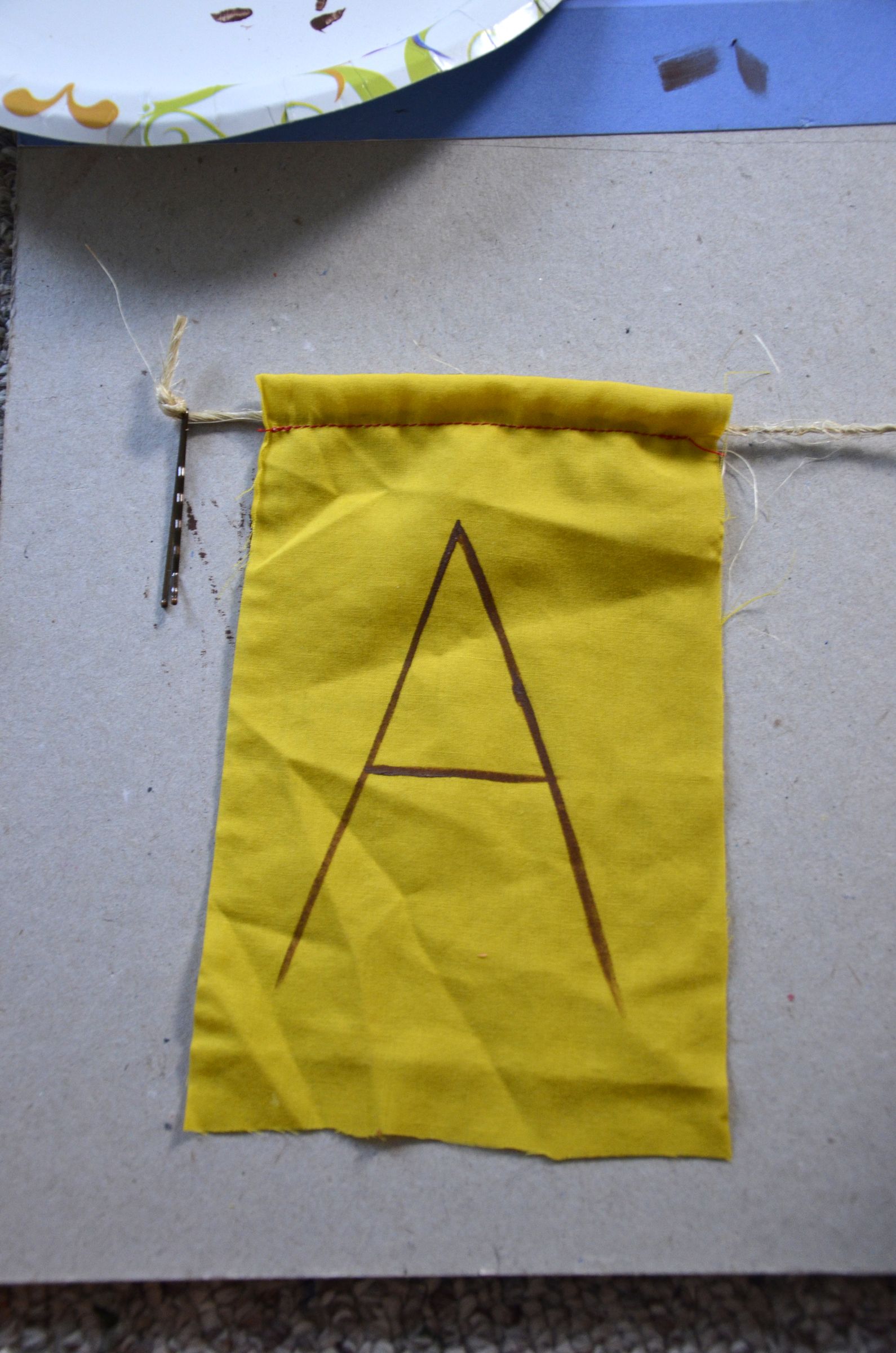 Make Your Own Hanging Flag Banner From Scrap Fabric : 6 Steps (with ...
