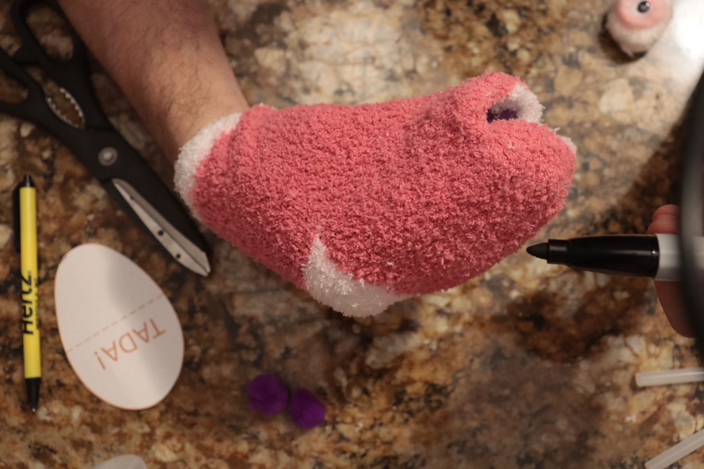 Sock Puppet! : 9 Steps (with Pictures) - Instructables